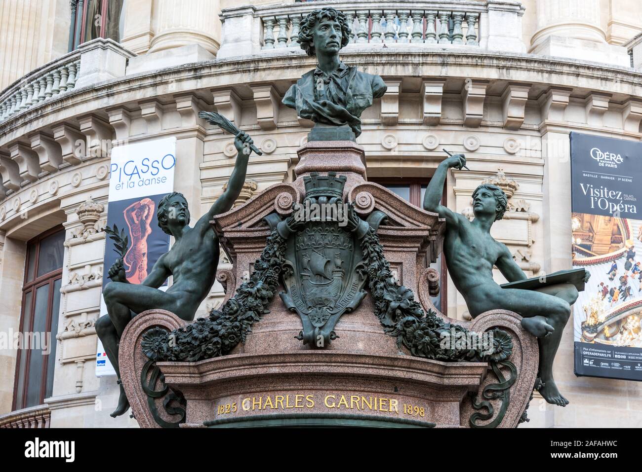 Statue of Charles Garnier, at the Paris Opera House, Palais Garnier, in ...
