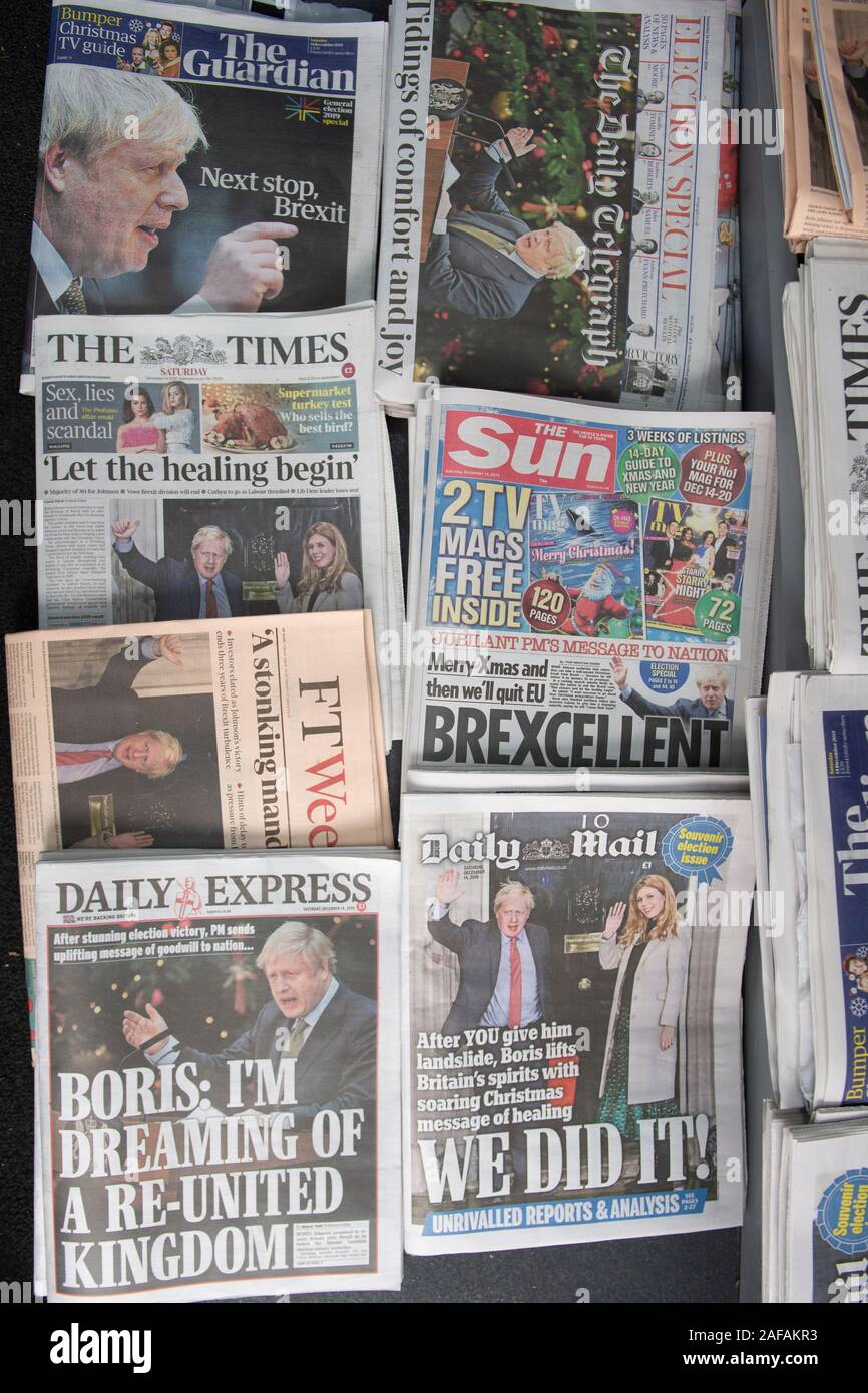 Newspapers on display hi-res stock photography and images - Alamy