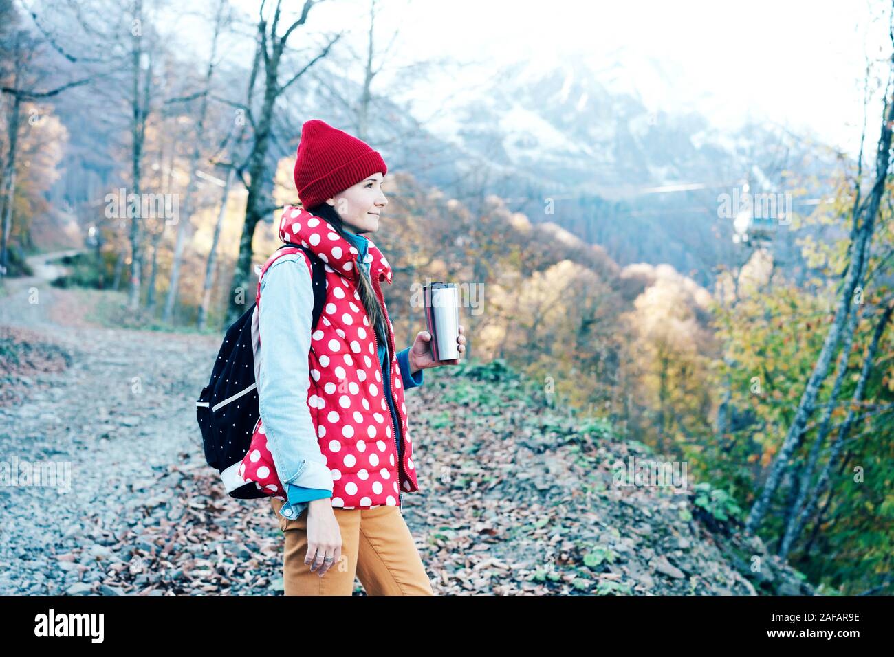 Girl in the mountains hi-res stock photography and images - Alamy