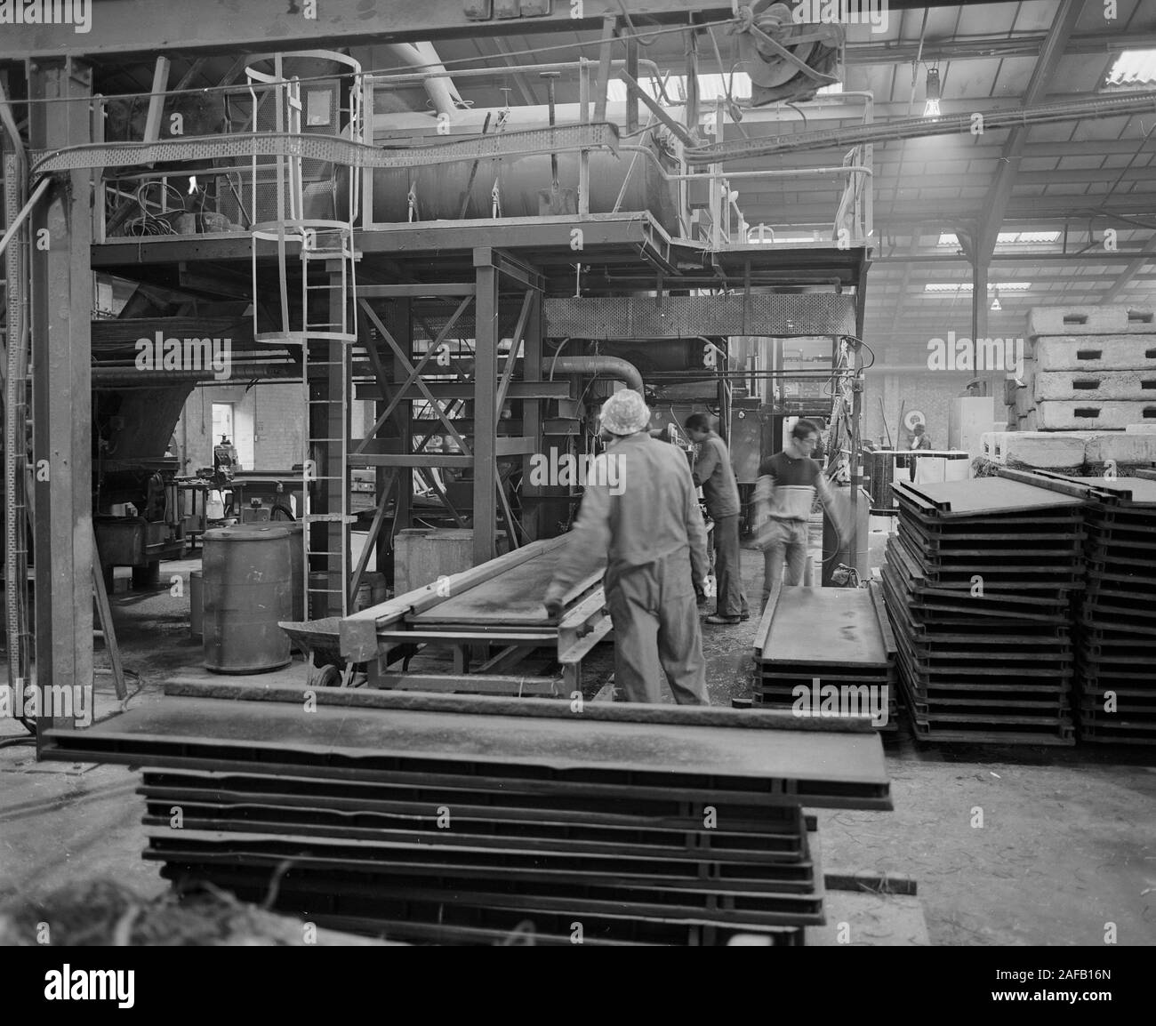 1980s factory hi-res stock photography and images - Alamy