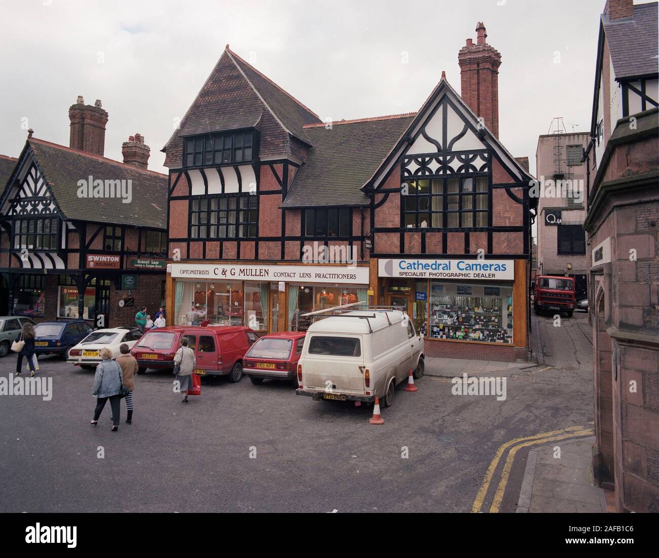 1980s uk street hi-res stock photography and images - Alamy