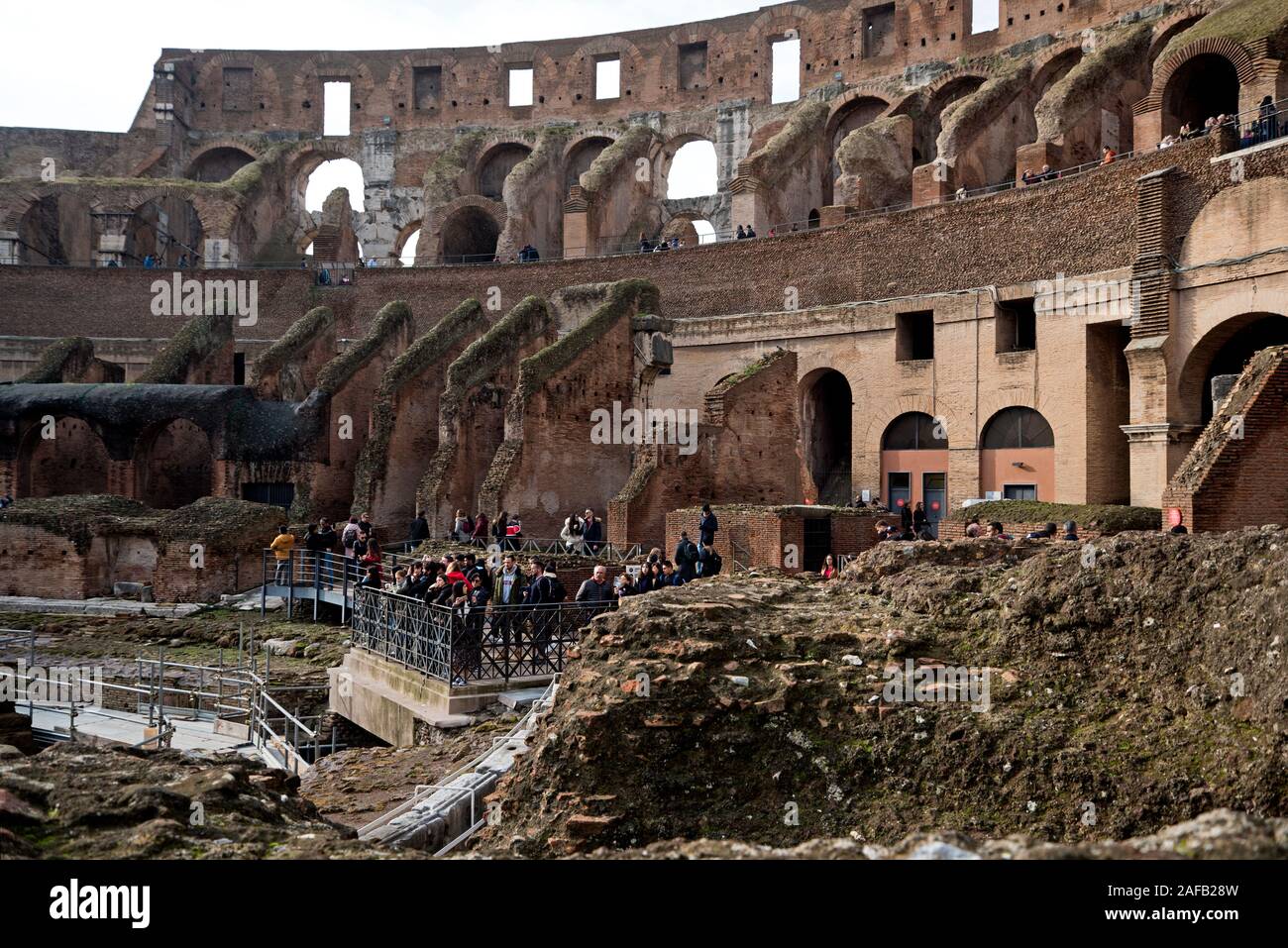 Tourists inside the Colosseum in Rome, Italy Stock Photo - Alamy