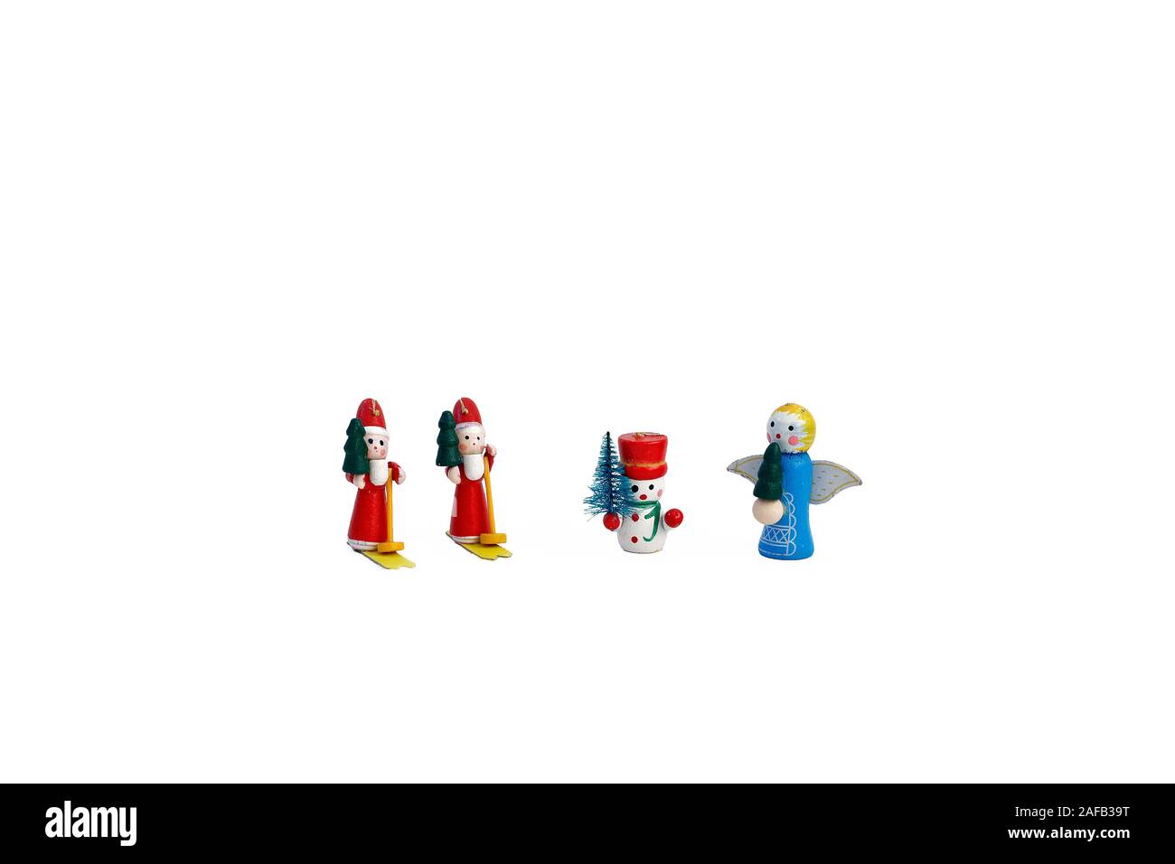 Two snowman figures wearing hat hi-res stock photography and images - Alamy