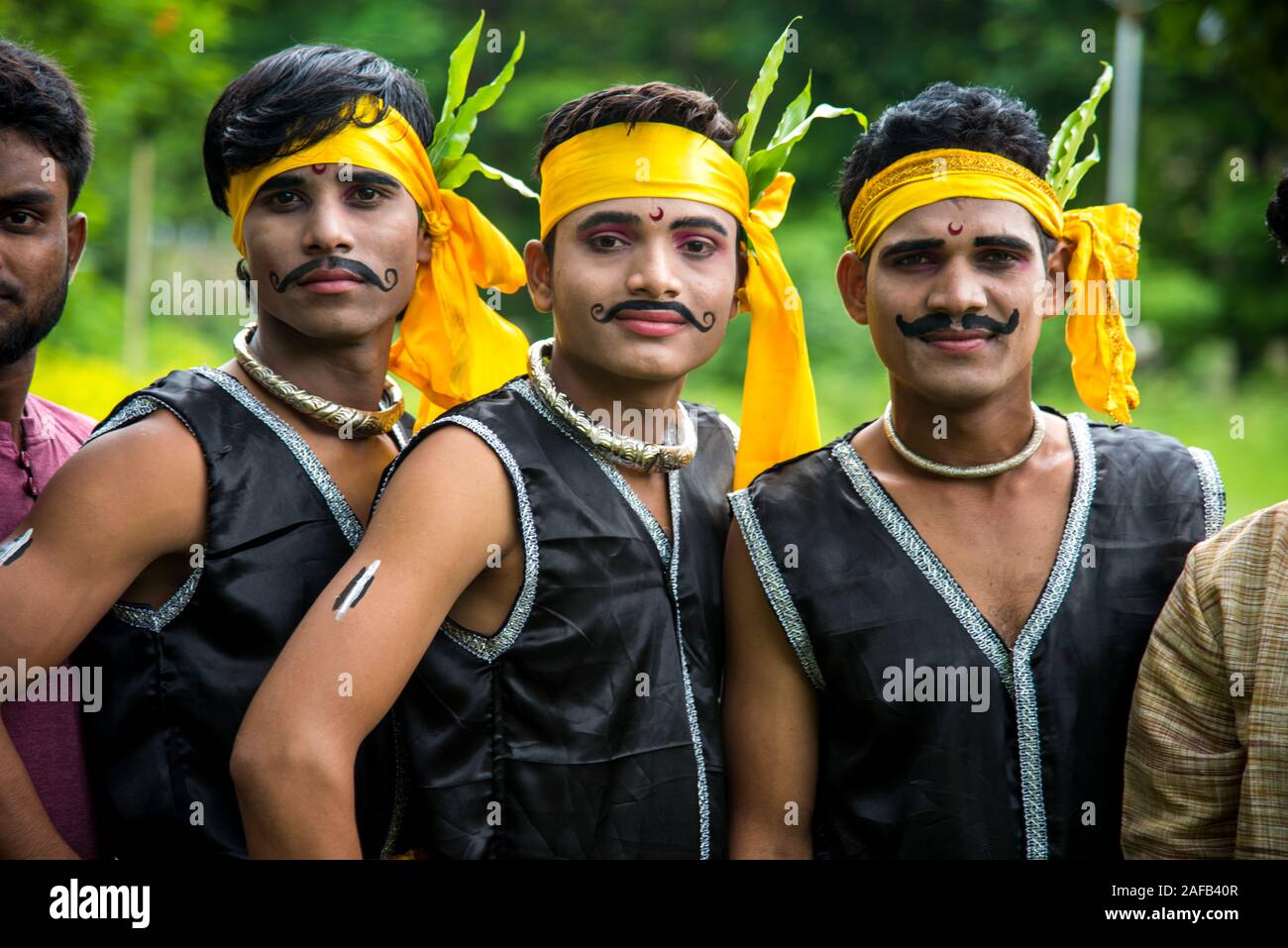 Gondi tribe hi-res stock photography and images - Alamy