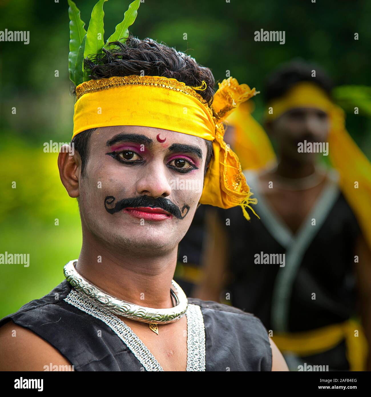 Gondi tribe hi-res stock photography and images - Alamy