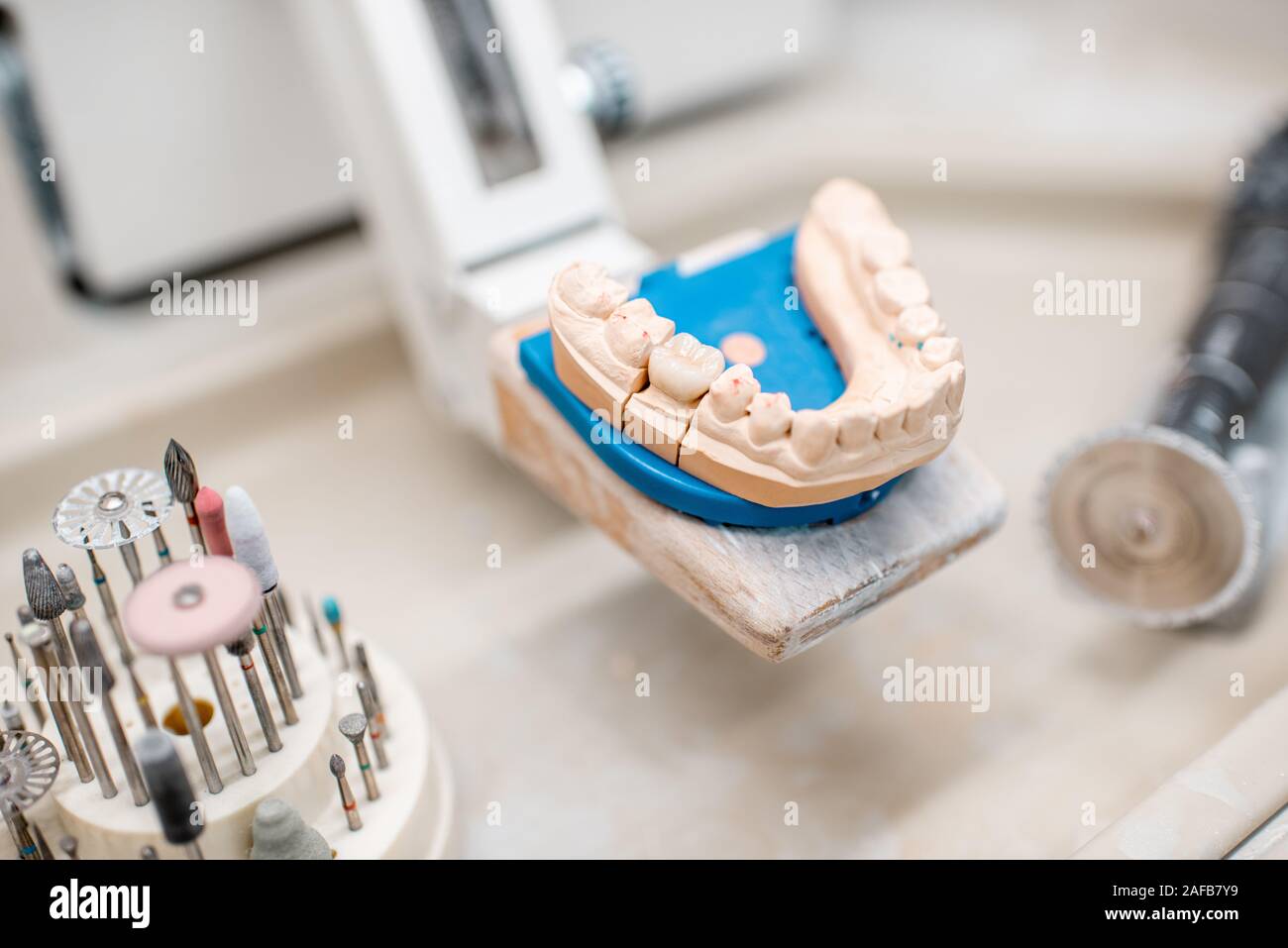 The lab dental laboratory hi-res stock photography and images - Alamy