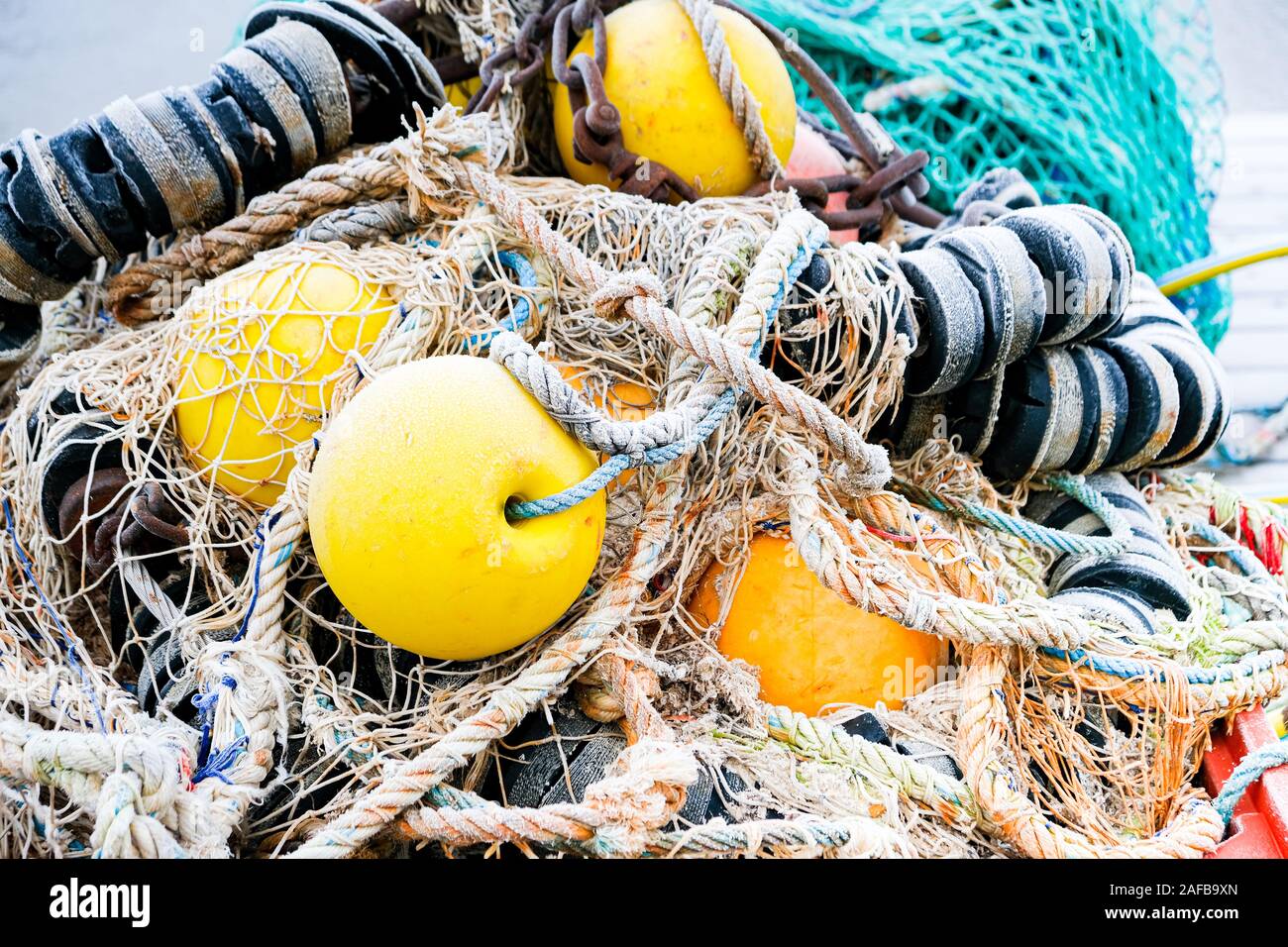Covered boat floats hi-res stock photography and images - Alamy