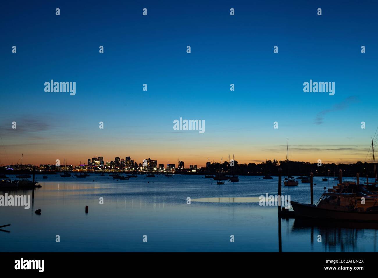 Boston sunset skyline hi-res stock photography and images - Alamy
