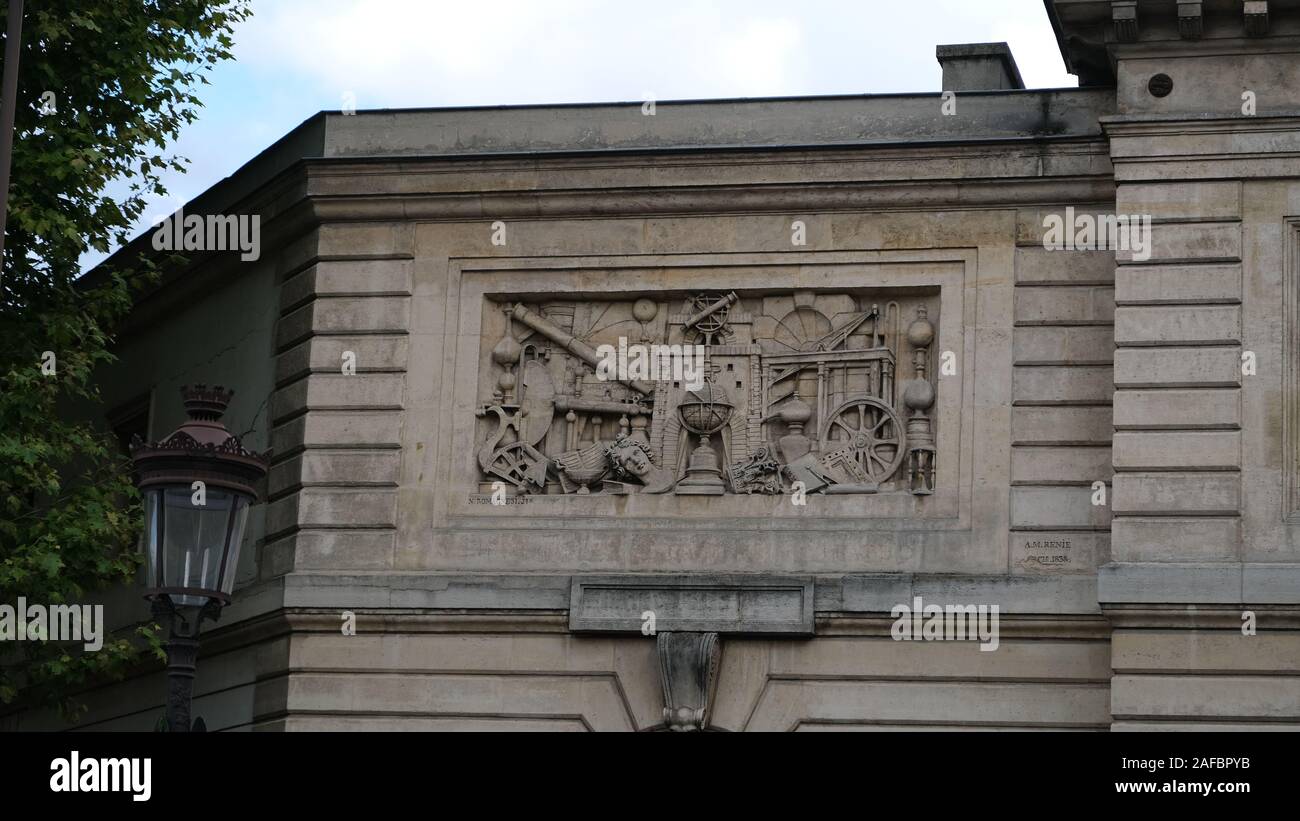 Ecole polytechnique paris hi-res stock photography and images - Alamy