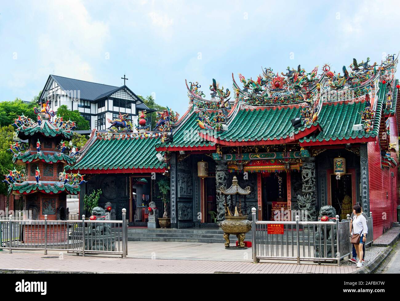 Hong san temple hi-res stock photography and images - Alamy