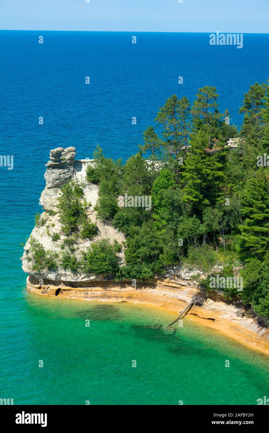 Miners Castle on Lake Superior Pictured Rocks National Lakeshore ...
