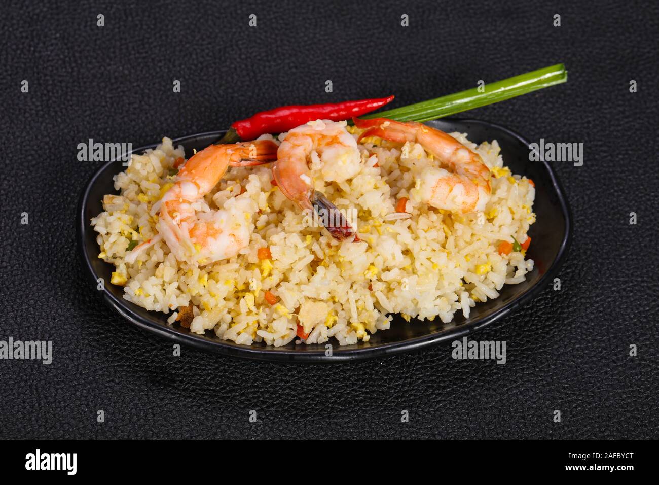 Thai style fried rice with prawn and egg Stock Photo - Alamy