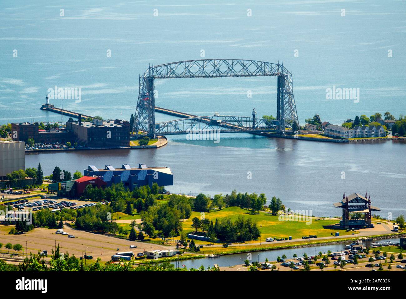 Aerial lift bridge duluth hi-res stock photography and images - Alamy