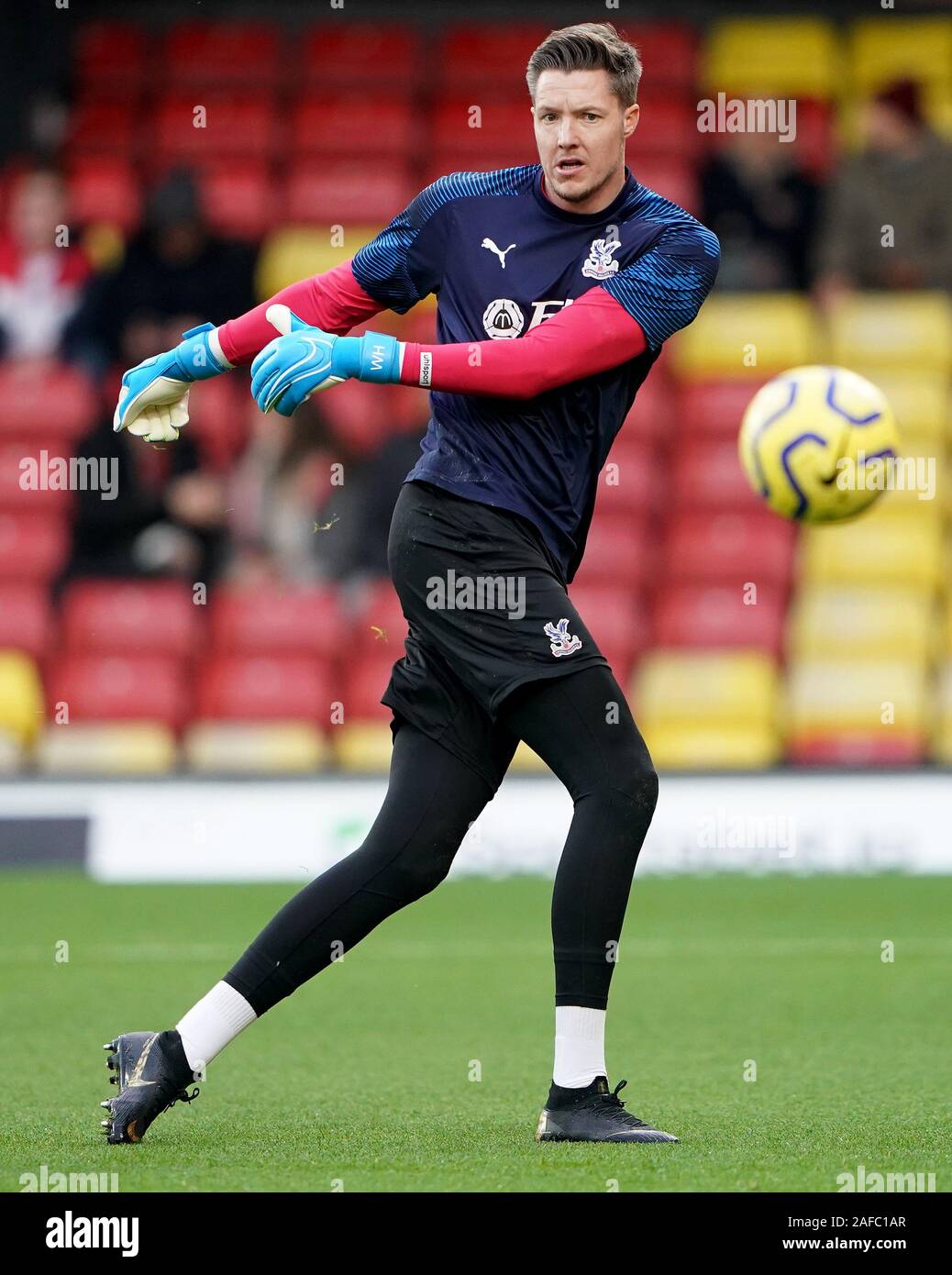 Crystal Palace goalkeeper Vicente Guaita before the Premier League ...