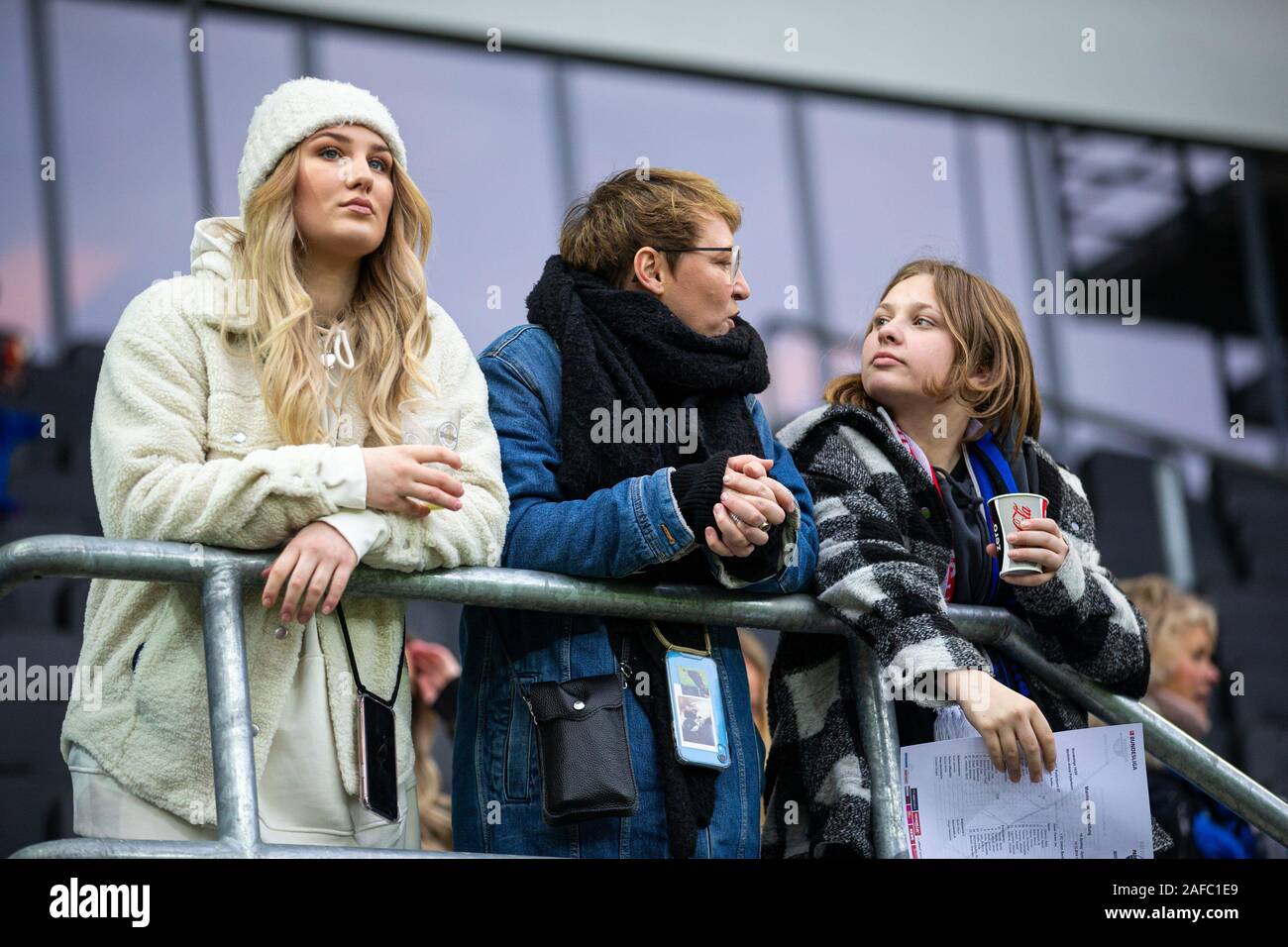 Paderborn, Deutschland. 14th Dec, 2019. firo: 14.12.2019, Fuvuball, 1 ...