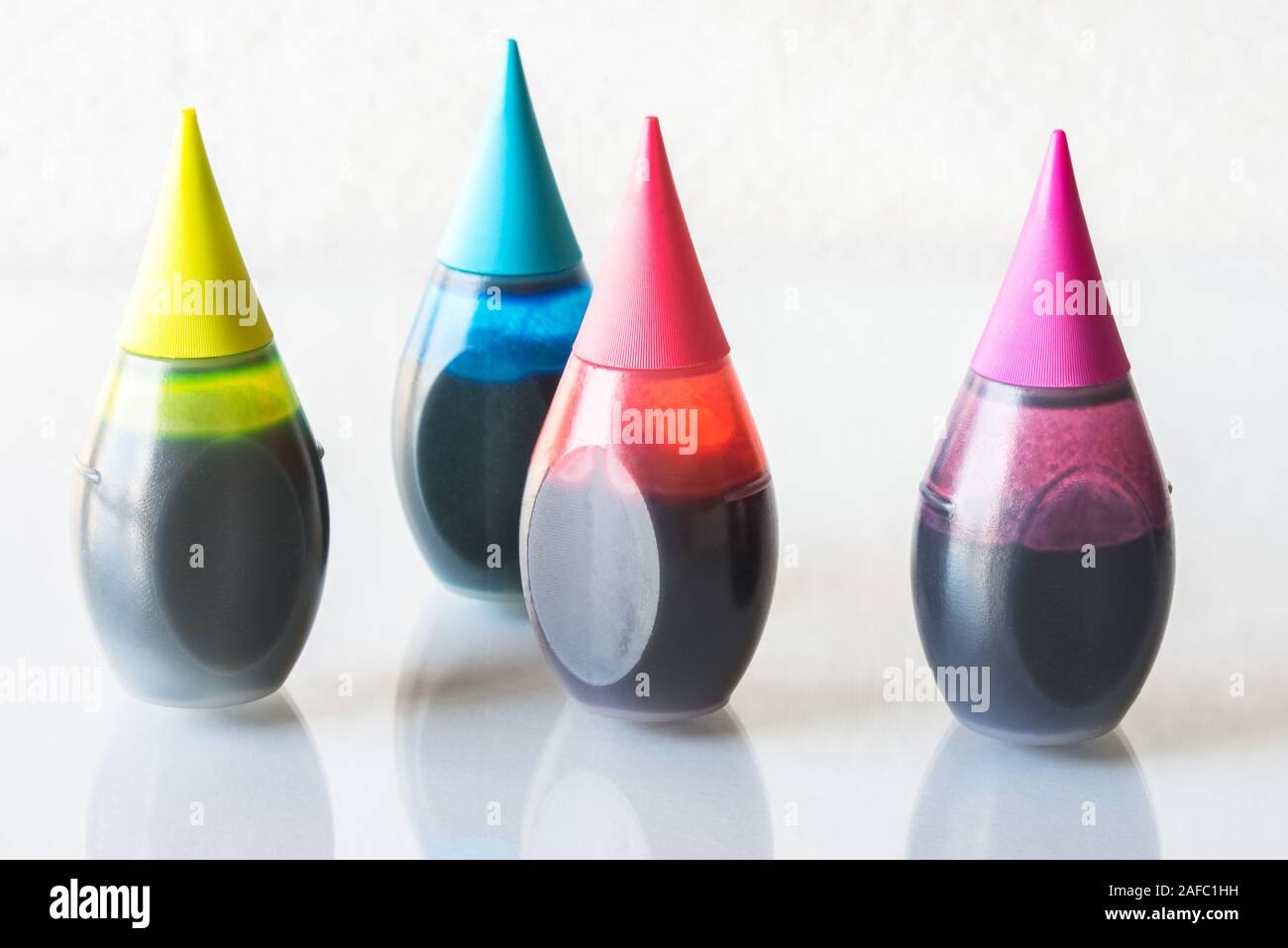Food Coloring Bottle High Resolution Stock Photography and Images - Alamy