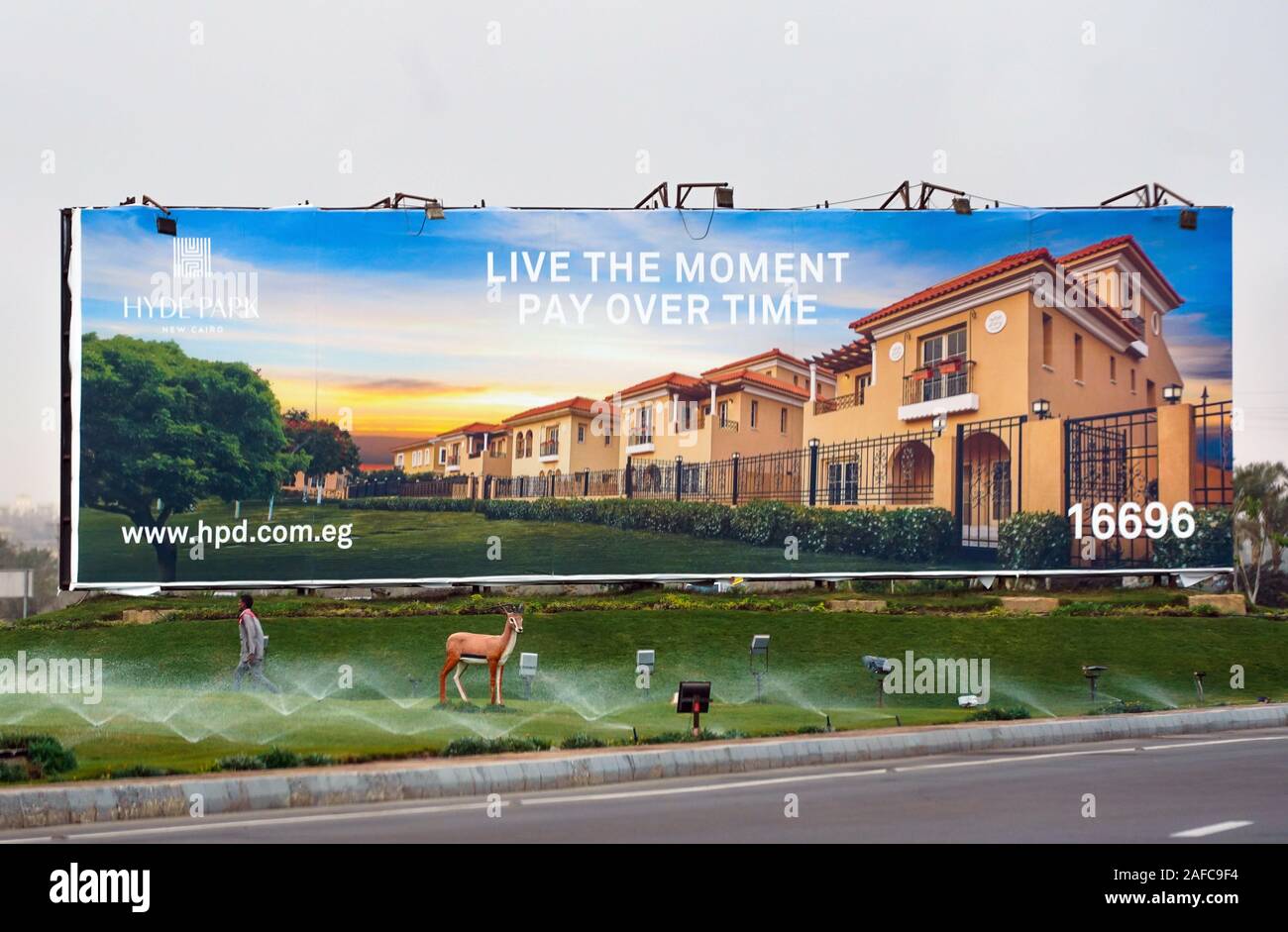 Advertising billboard cairo egypt hi-res stock photography and images ...