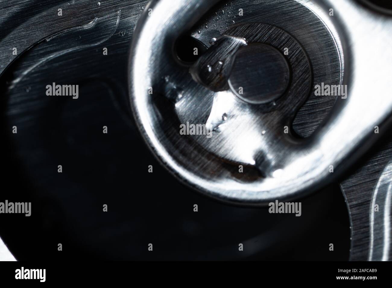 aluminium can pop pull tab close up Stock Photo - Alamy