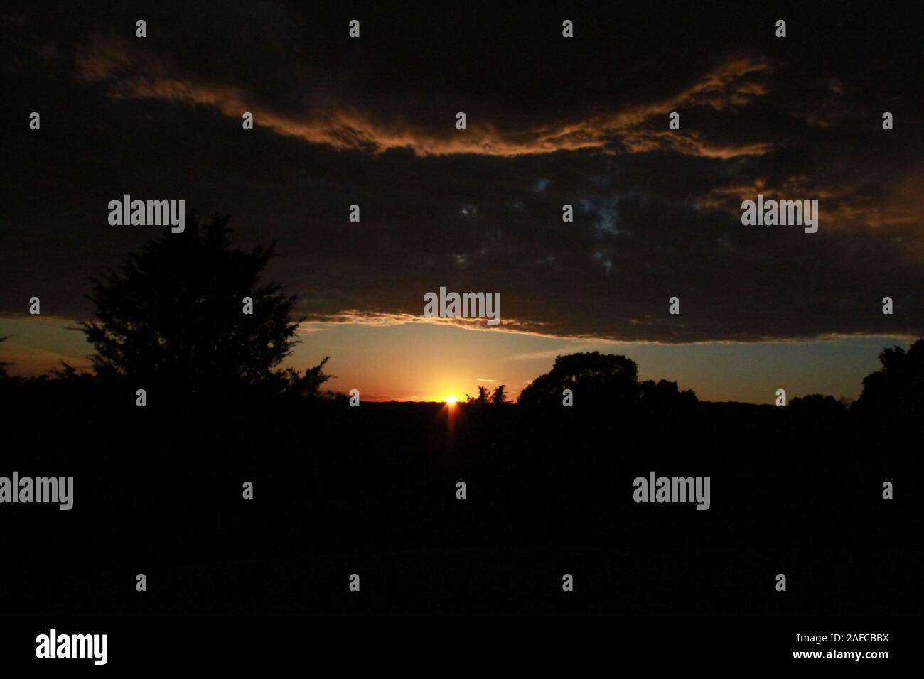 Sun set love hi-res stock photography and images - Alamy