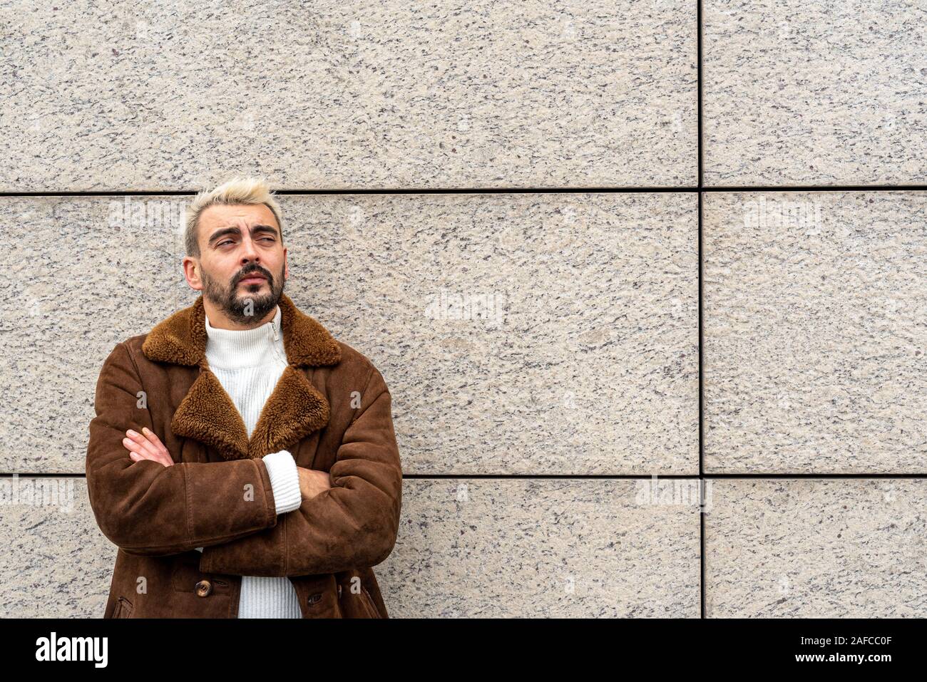 Male face looking left hi-res stock photography and images - Alamy