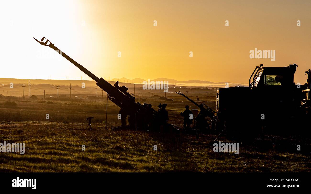 An M777 howitzer with India Battery, 1st Battalion, 11th Marine ...