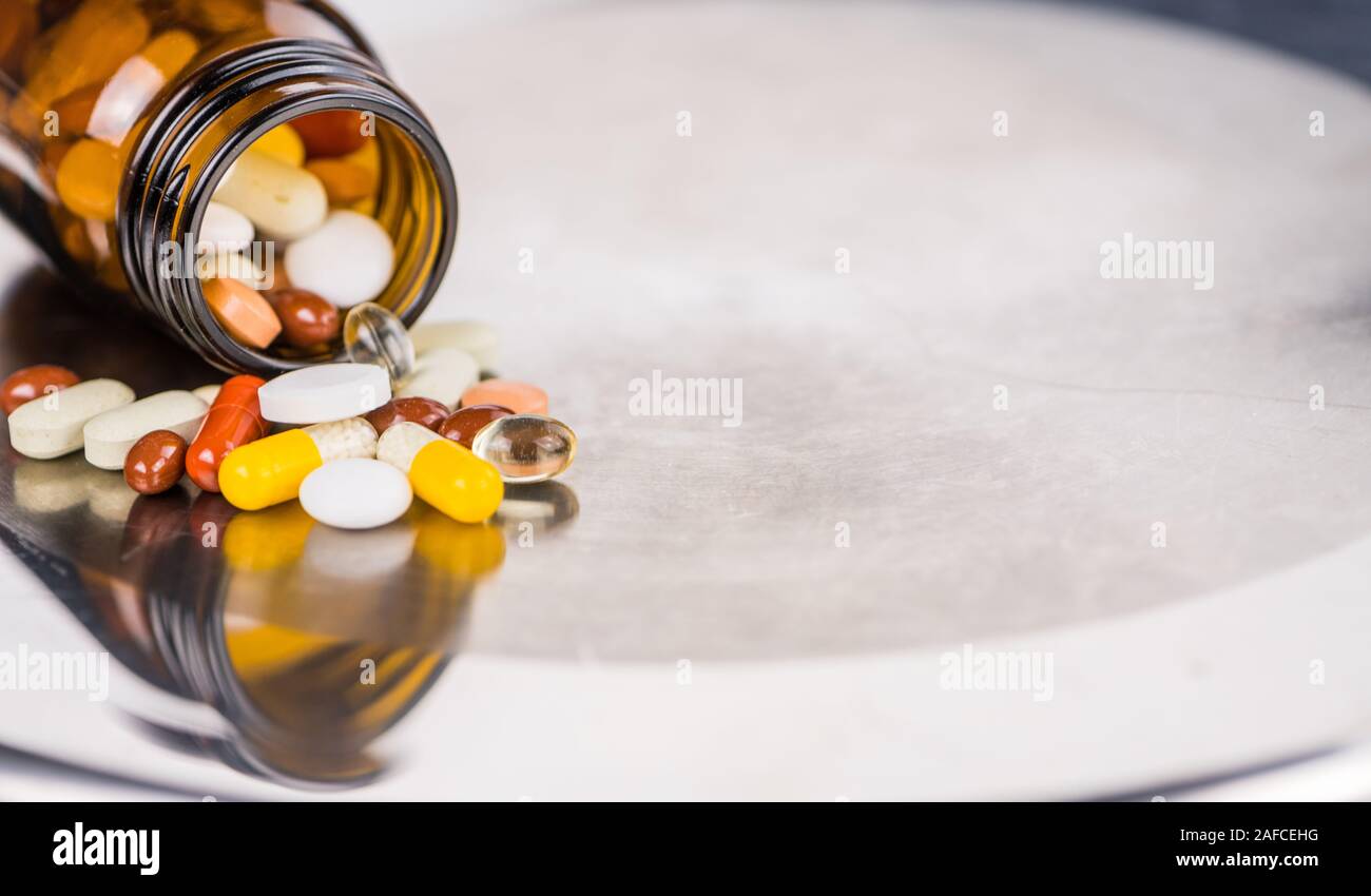 Detailed capsule shot hi-res stock photography and images - Alamy