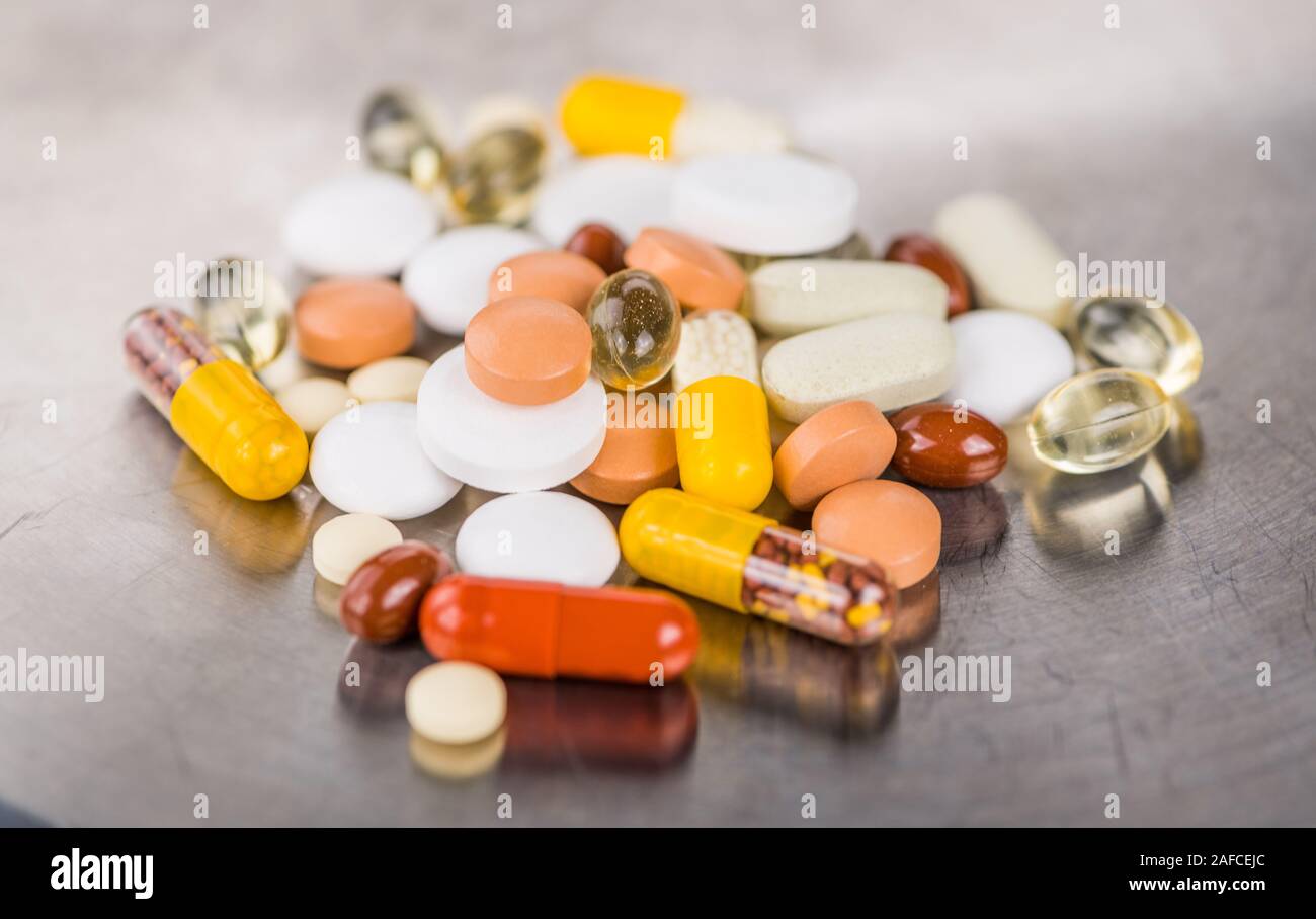 Detailed capsule shot hi-res stock photography and images - Alamy