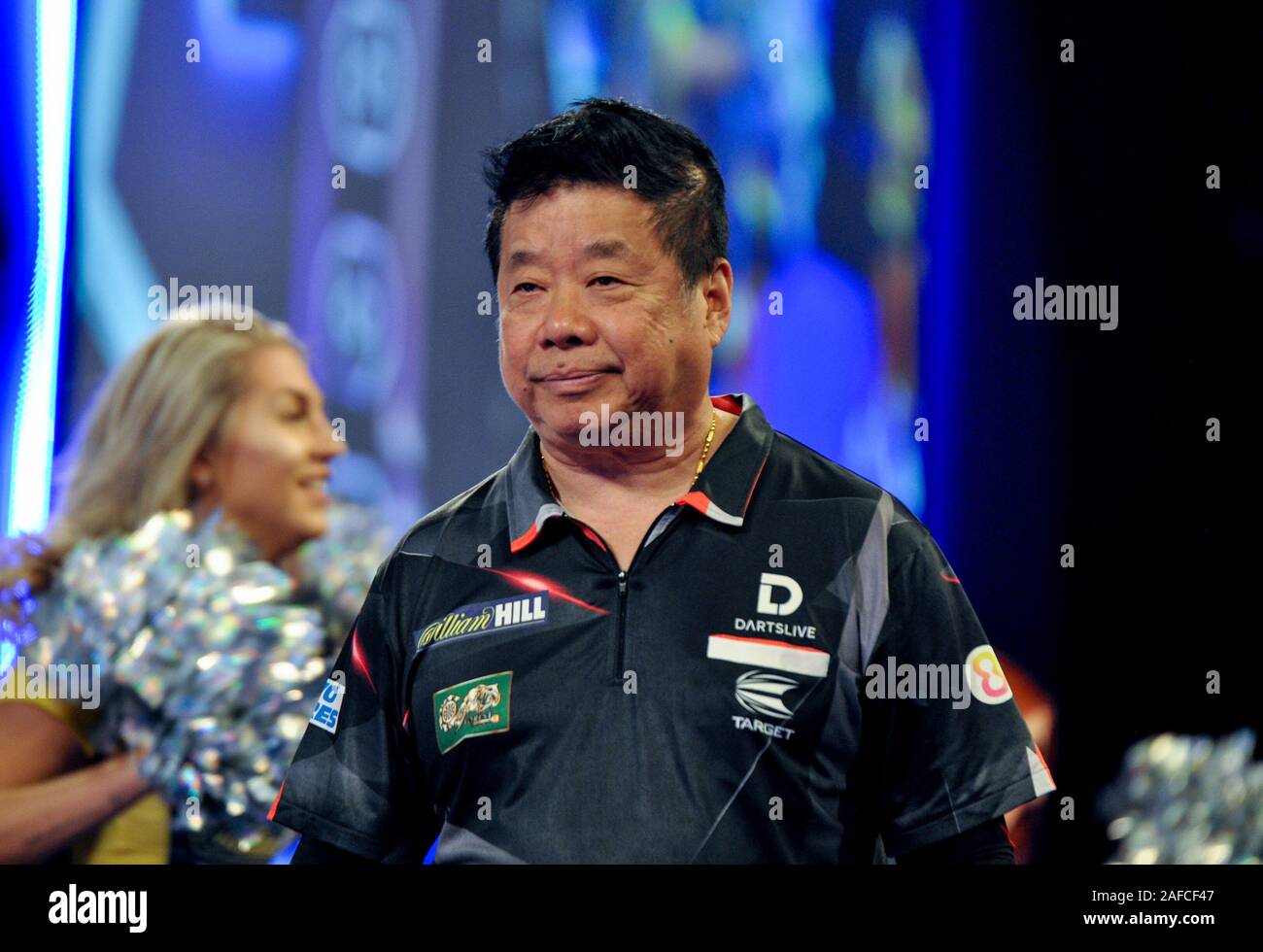Paul lim during the world darts championship at alexandra palace hi-res ...