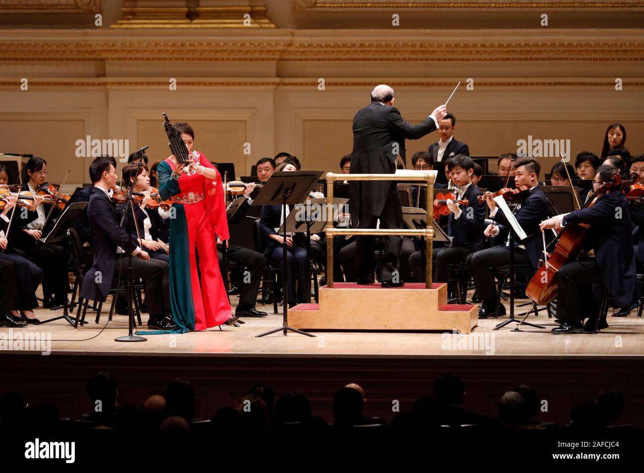Contemporary composers hi-res stock photography and images - Alamy