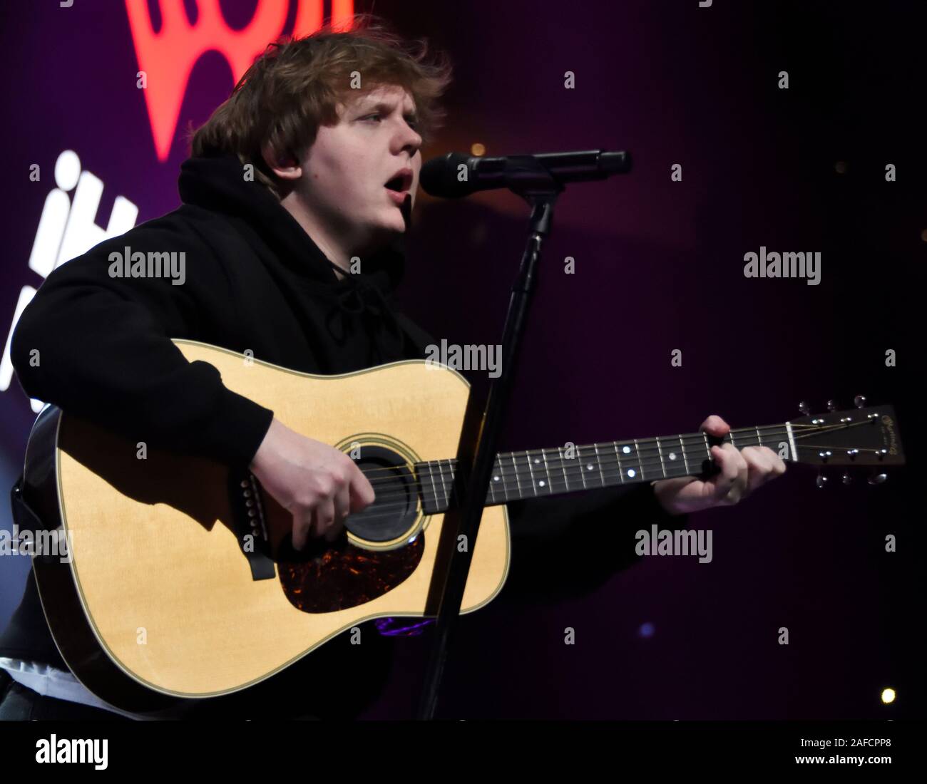 Lewis capaldi music pics hi-res stock photography and images - Alamy