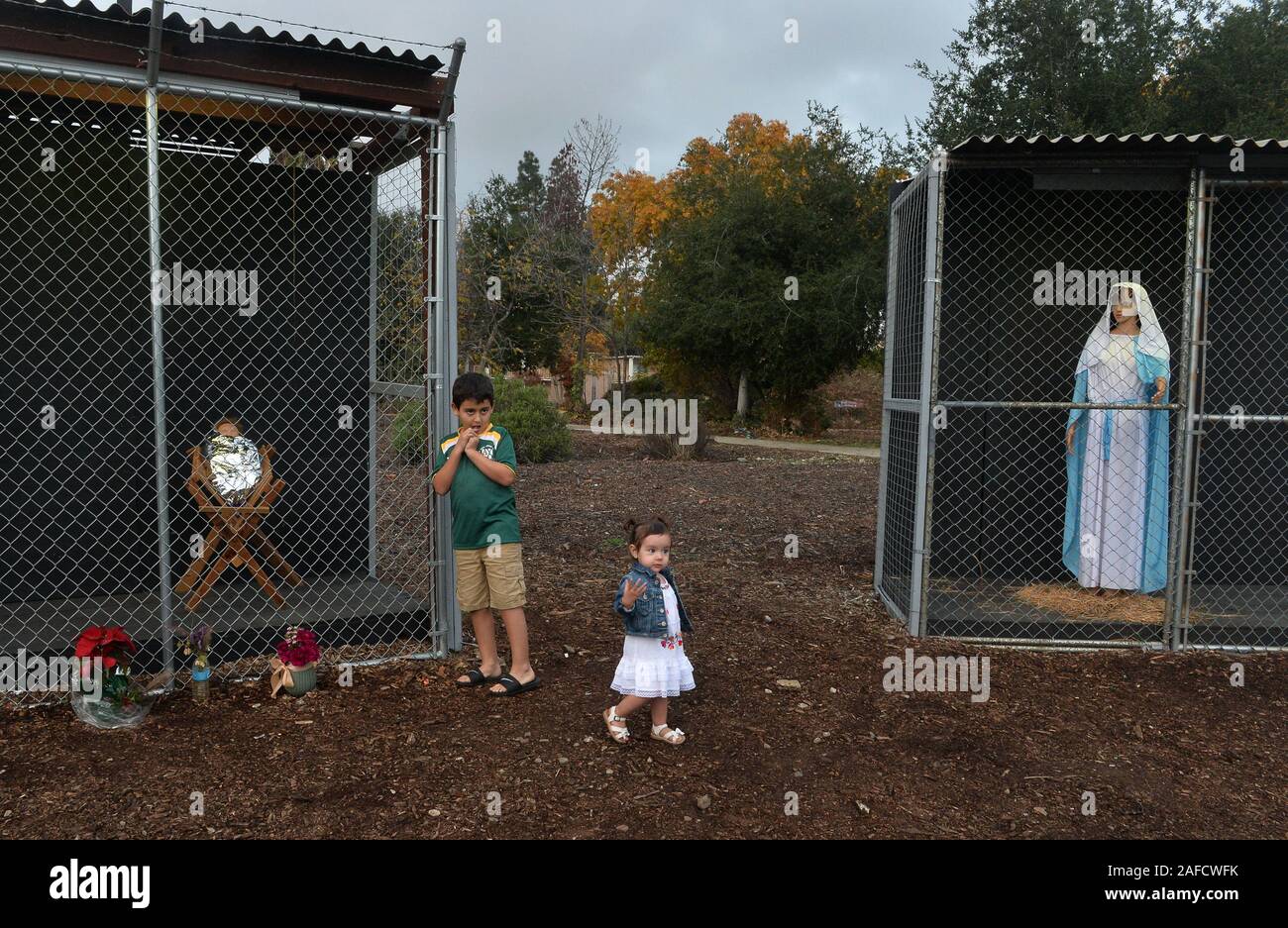 Jesus in cage hi-res stock photography and images - Alamy