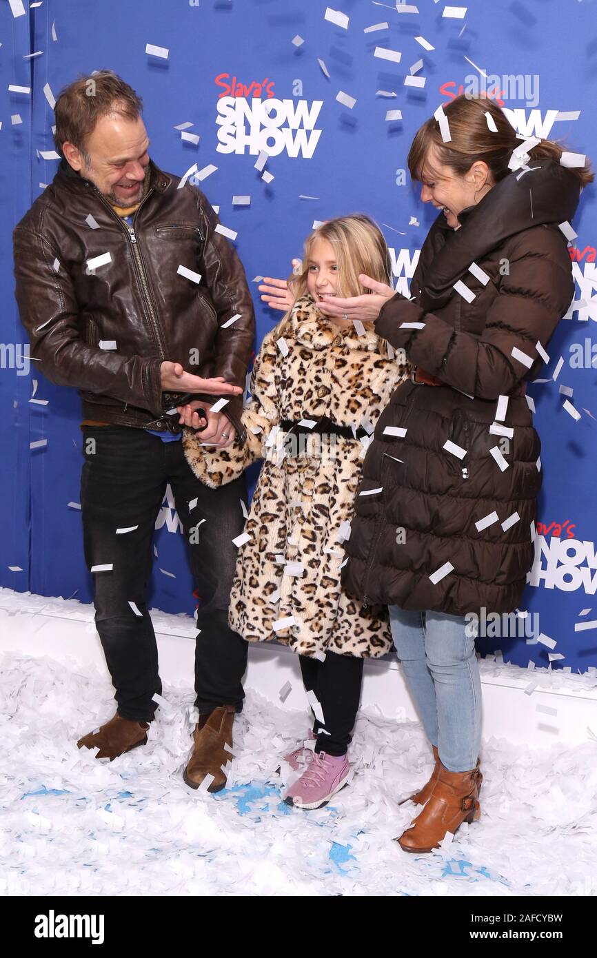 Opening night for Slava's Snowshow at the Stephen Sondheim Theatre ...