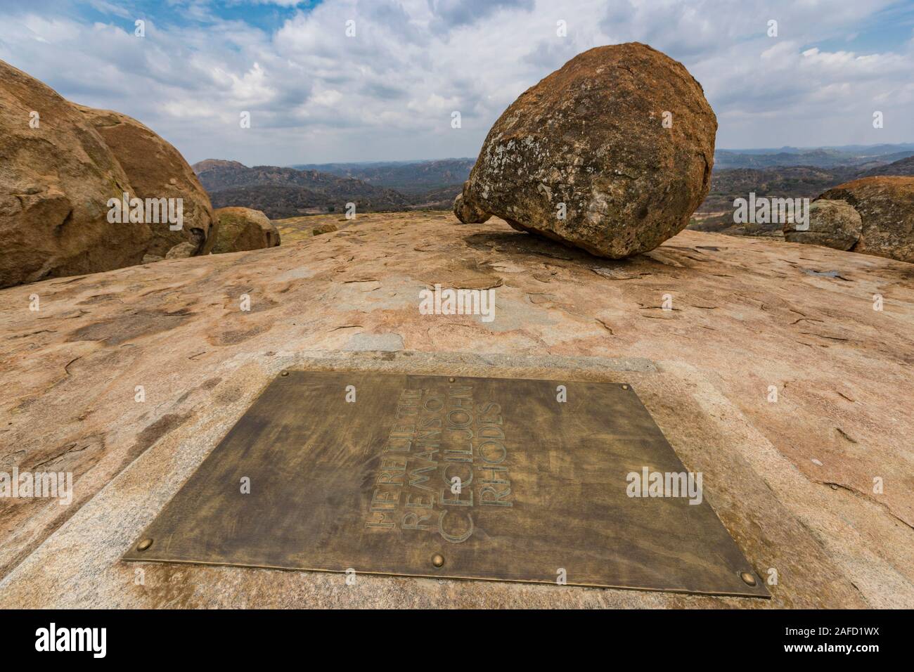 Grave of cecil rhodes hi-res stock photography and images - Alamy