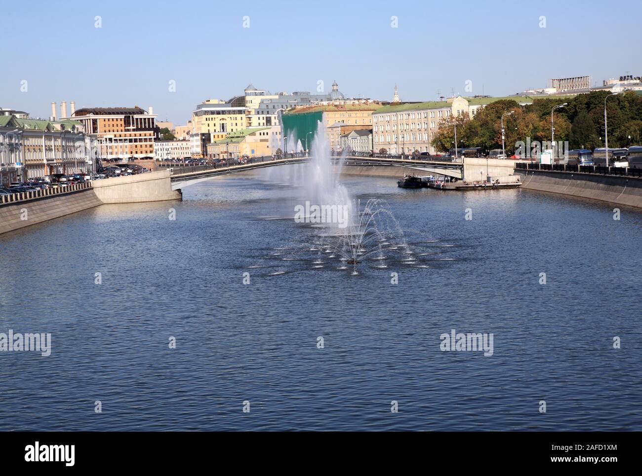 many fountain on river Stock Photo - Alamy