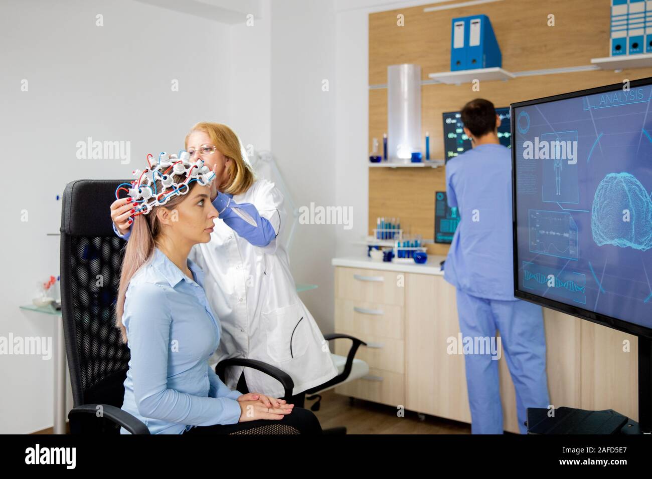 Sleep brain scan hi-res stock photography and images - Alamy