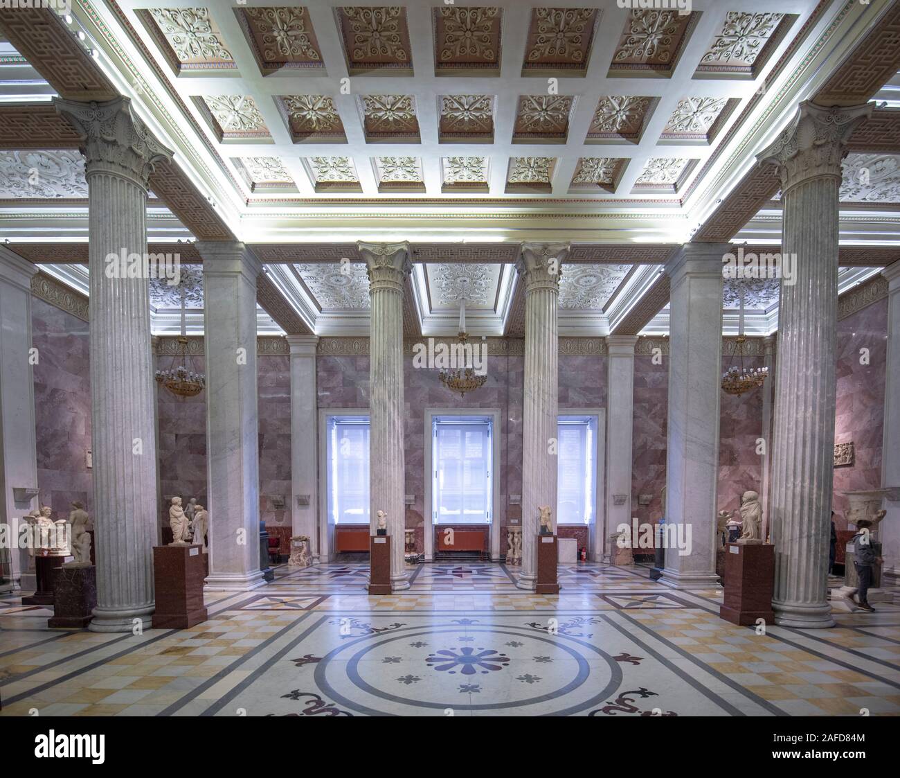 Inside interior of the Hermitage russian state museum. Amazing room ...