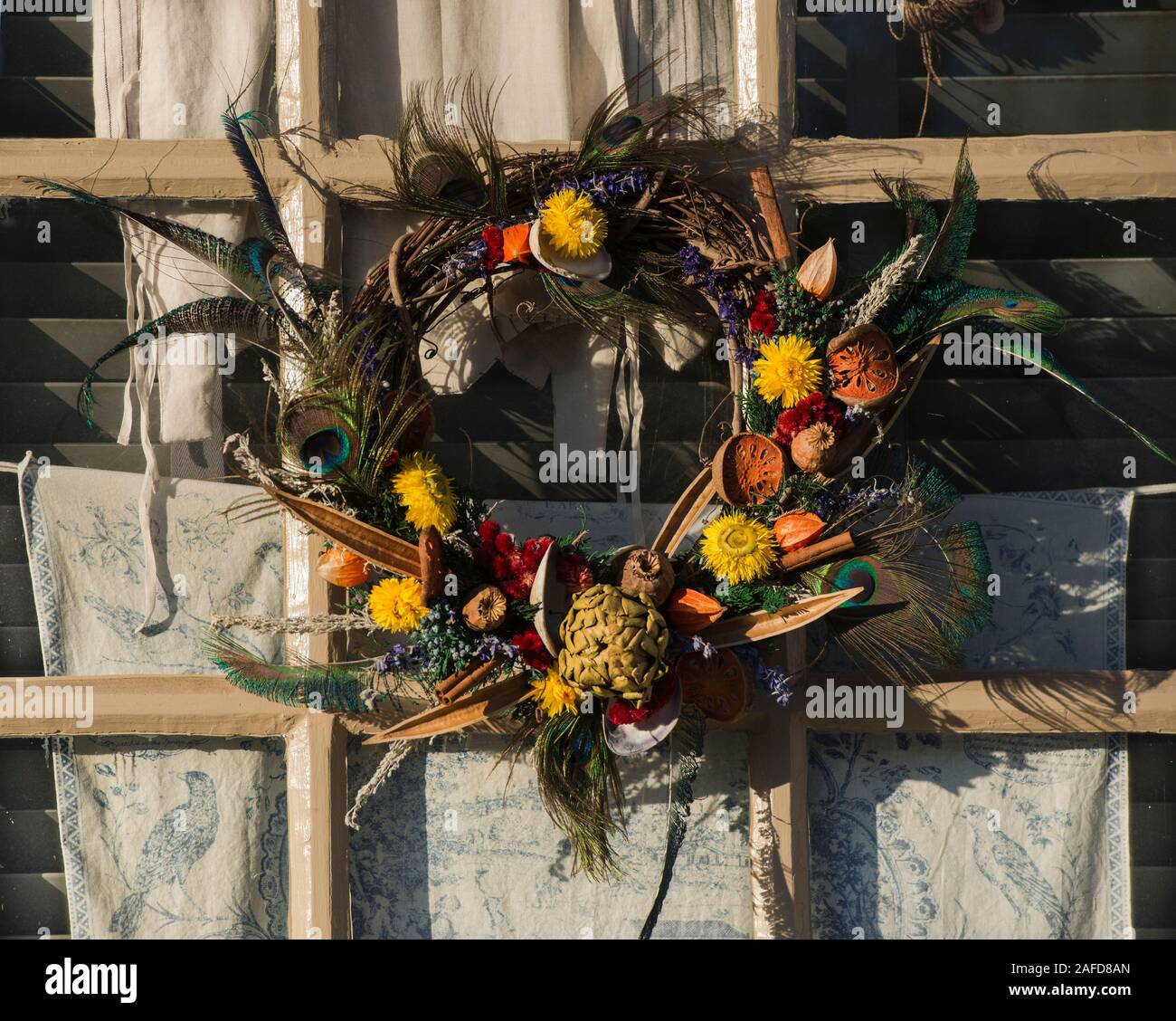 Christmas window wreath at the William Pitt store, Colonial ...
