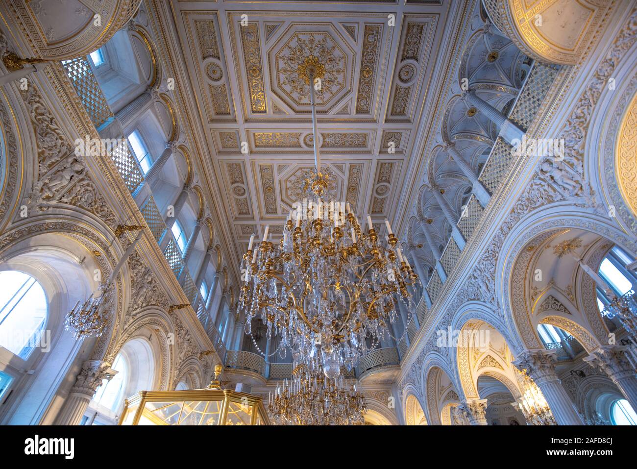 Inside interior of the Hermitage russian state museum. Amazing room ...