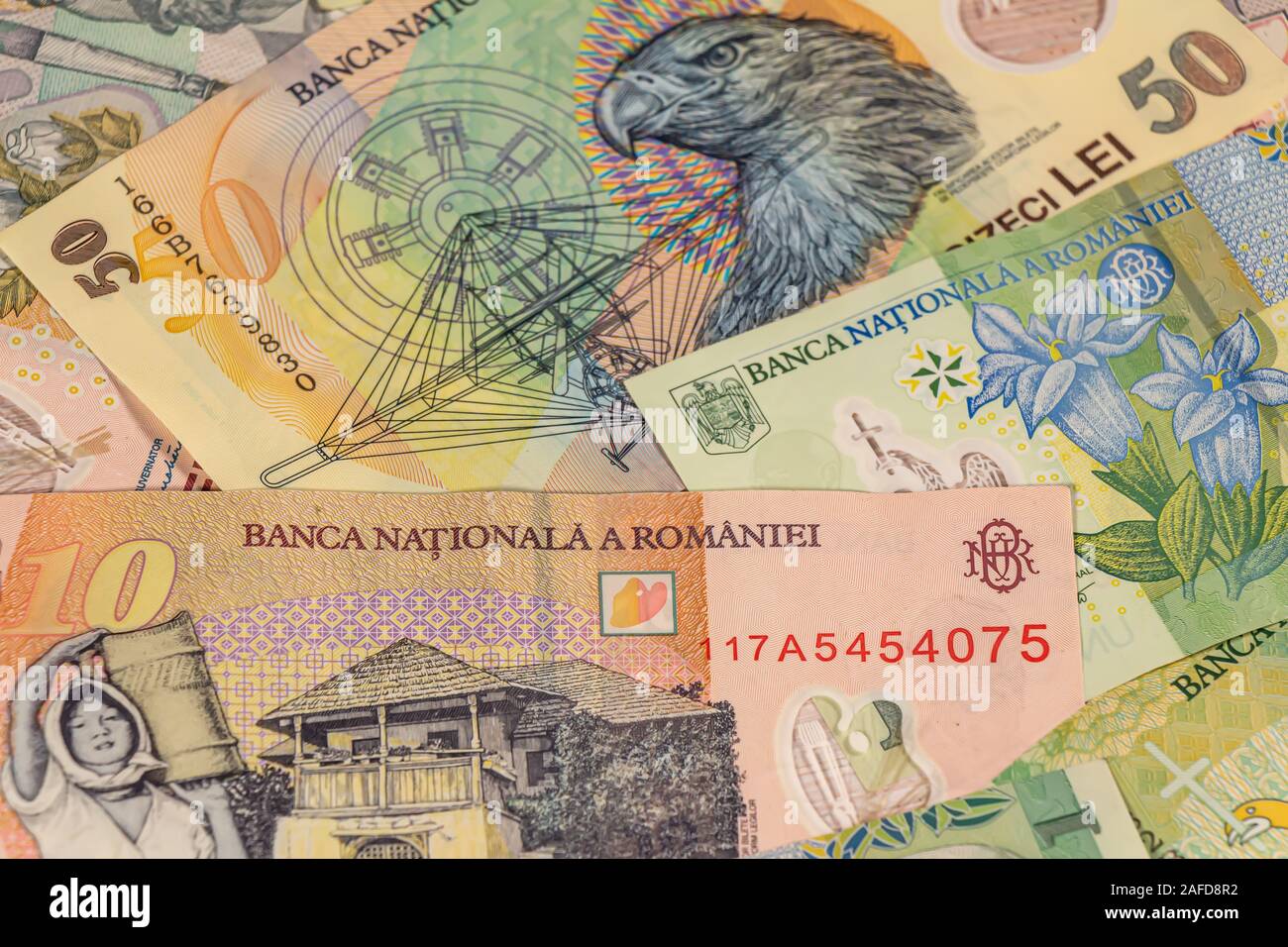 Romanian banknote hi-res stock photography and images - Alamy