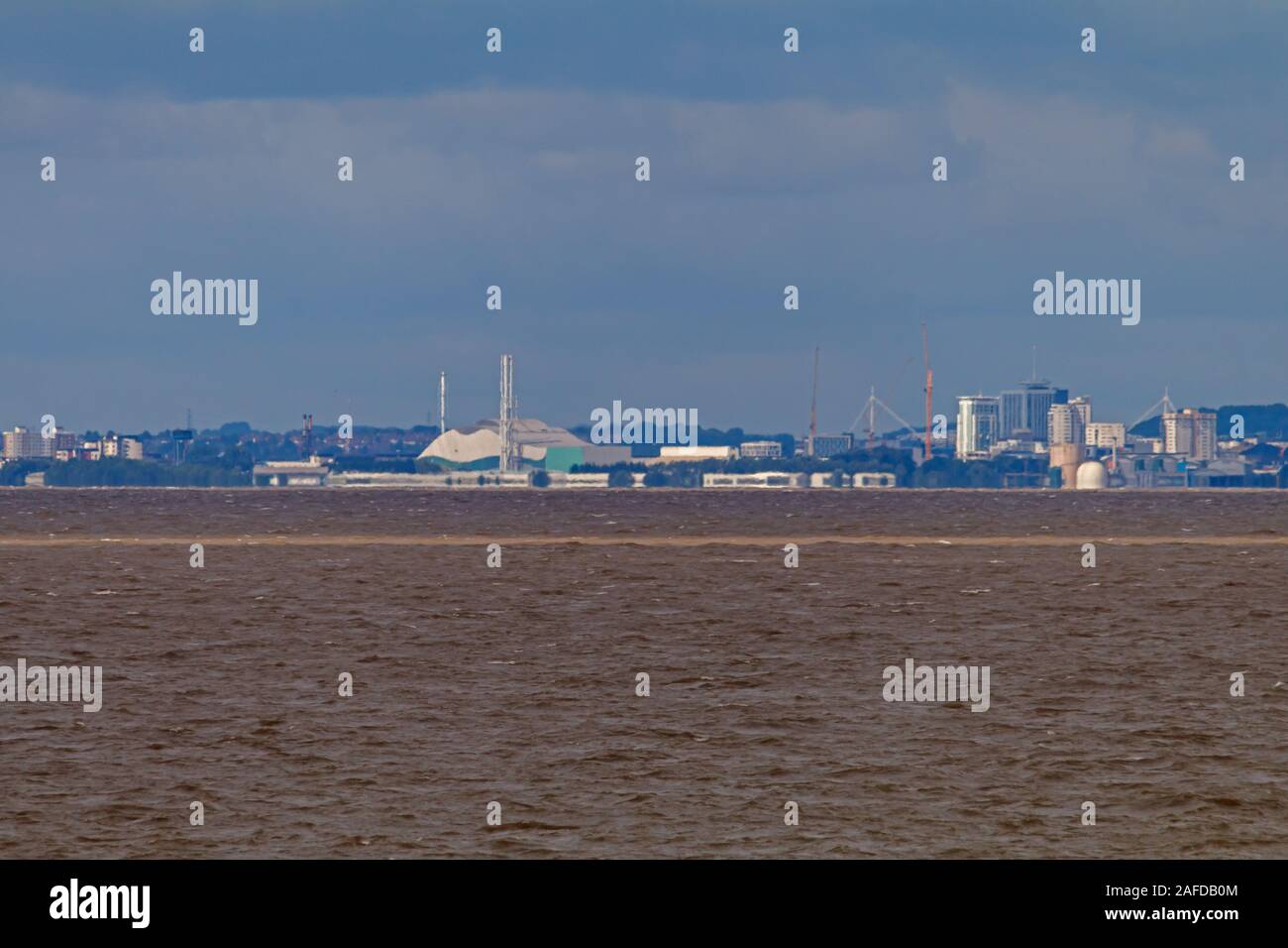 Cardiff weather hi-res stock photography and images - Alamy