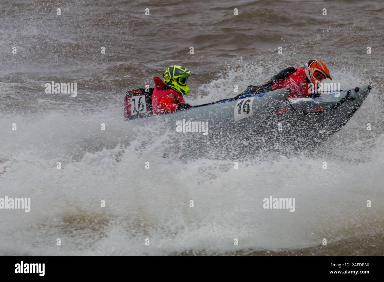Thundercat racing boat speed boat hi-res stock photography and images ...