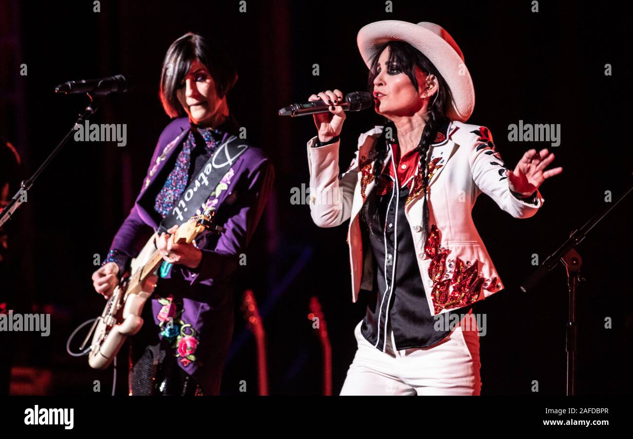 Siobhan fahey marcella detroit hi-res stock photography and images - Alamy