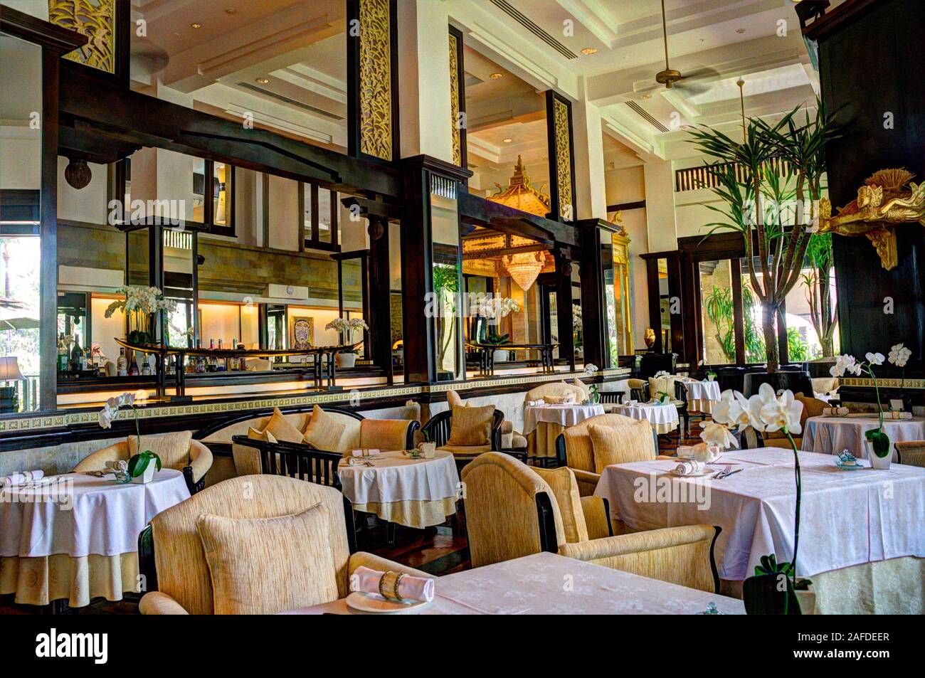 beautiful restaurant interior design with table seating and lighting ...