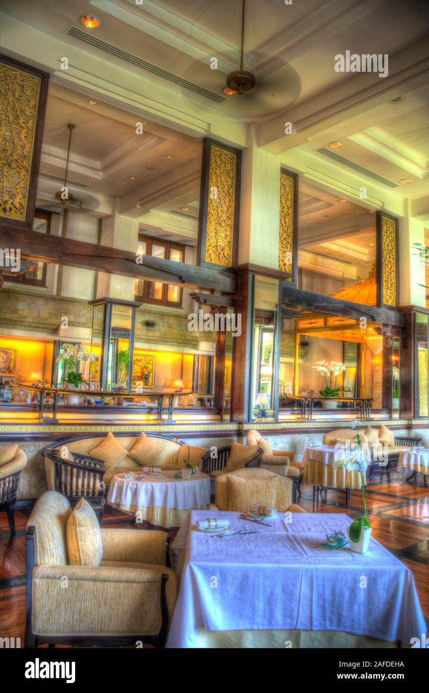 beautiful restaurant interior design with table seating and lighting ...