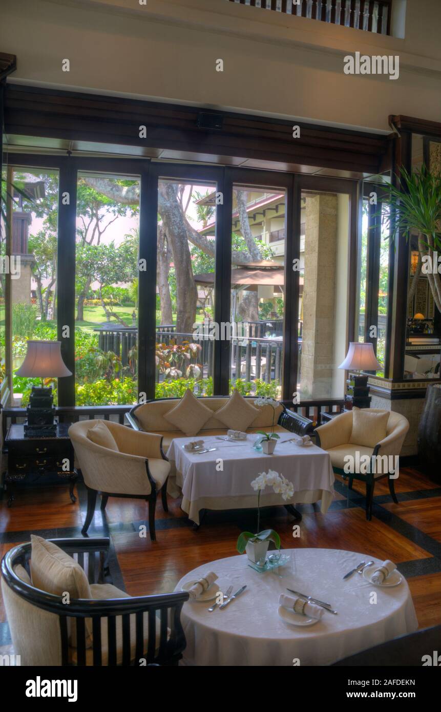 beautiful restaurant interior design with table seating and lighting ...