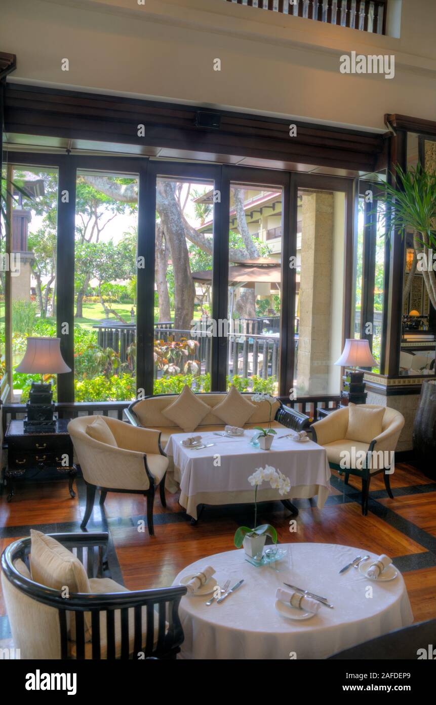 beautiful restaurant interior design with table seating and lighting ...