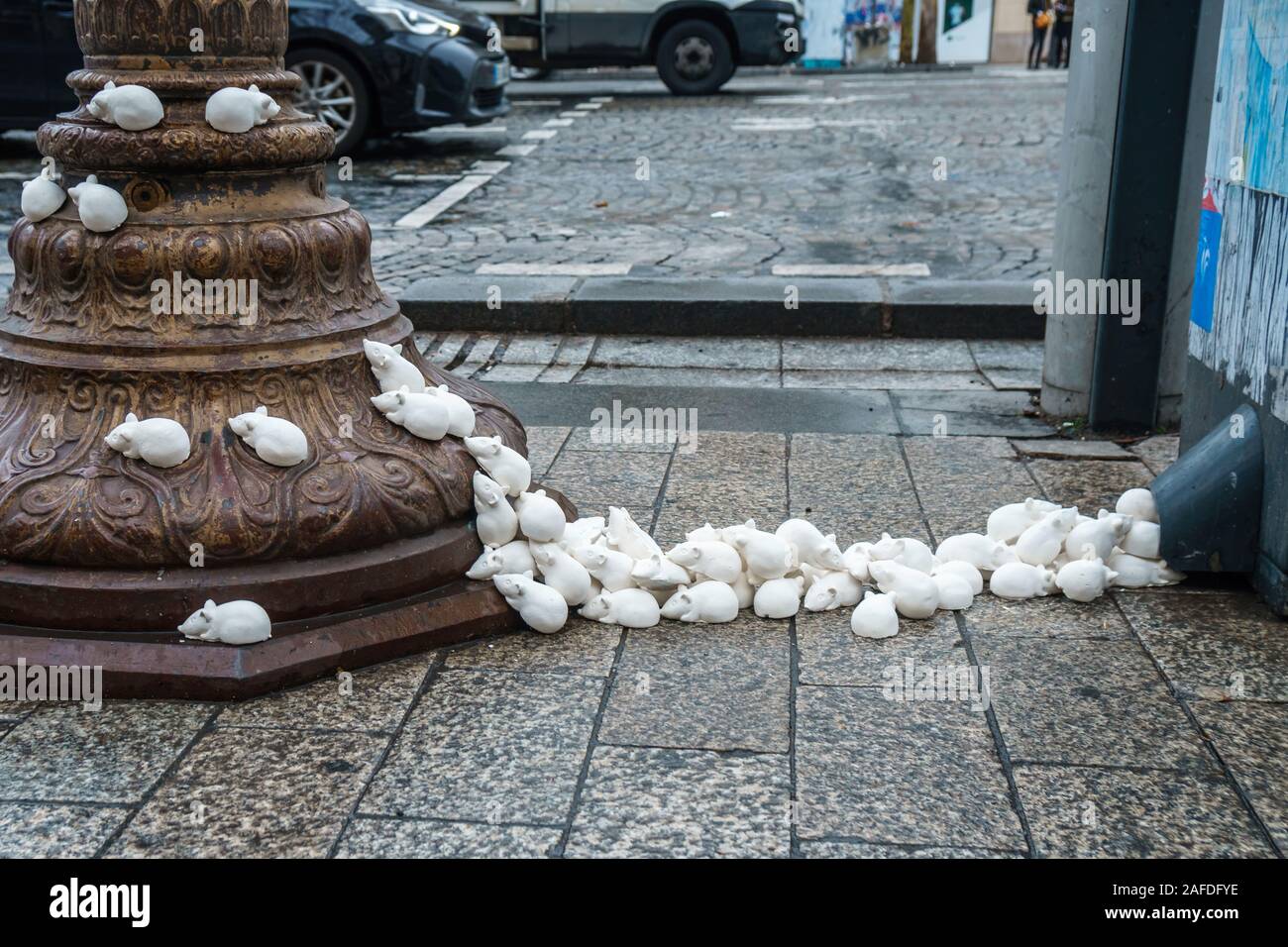 Paris, France - 20.01.2019: gypsum mice on the streets of Paris. action ...