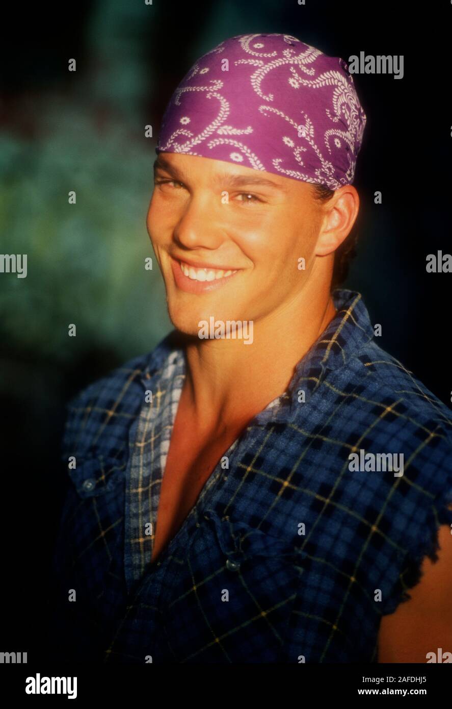 Los Angeles, California, USA 2nd April 1995 (Exclusive) Actor Dylan Bruno poses at a photo shoot ...