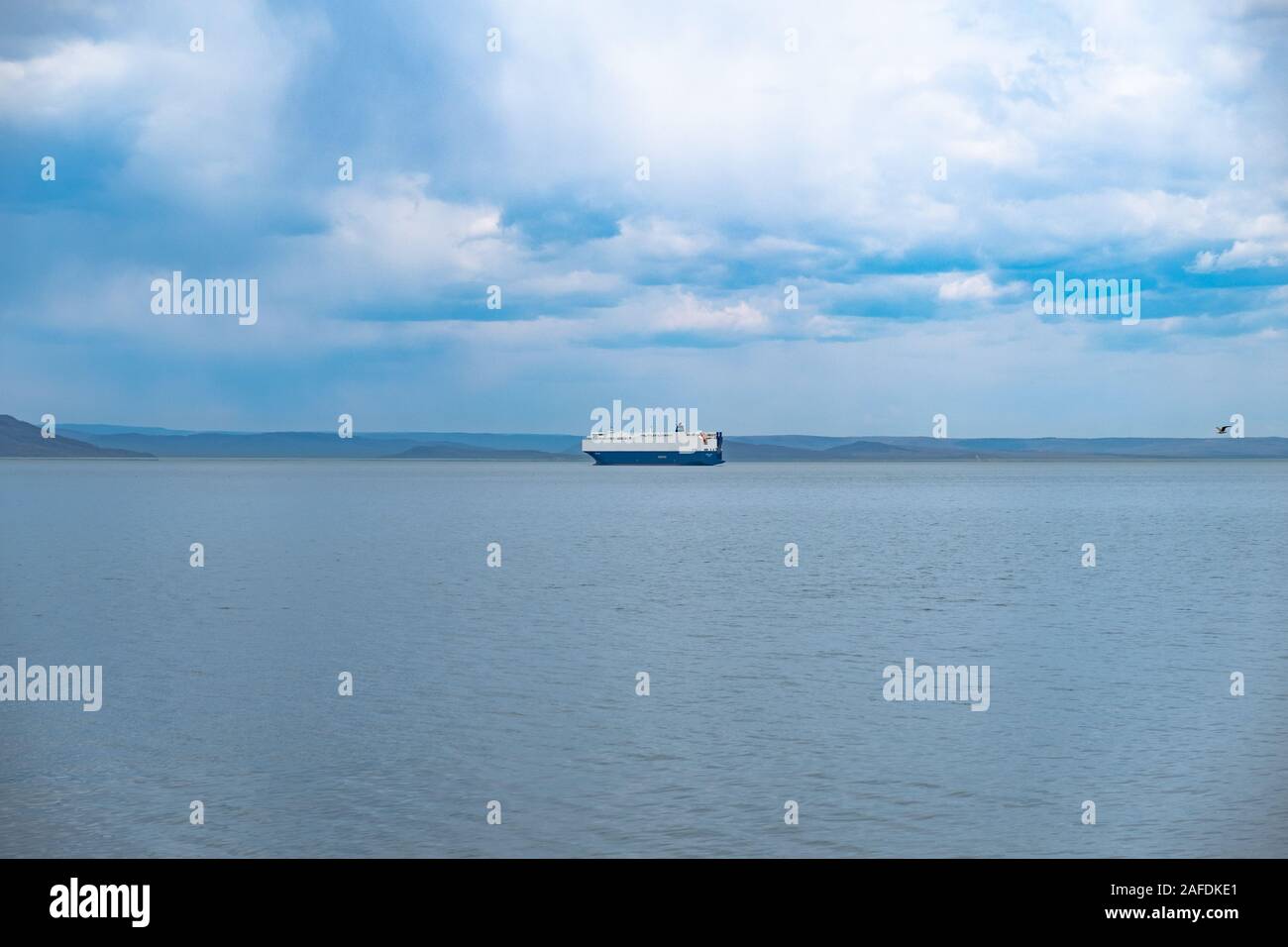 Amur bay, ice hi-res stock photography and images - Alamy