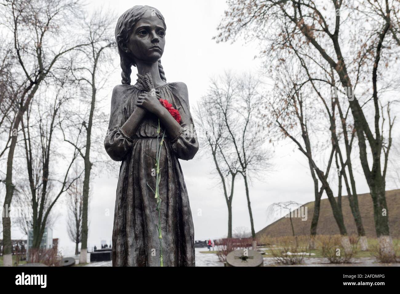 Ukrainian genocide holodomor memorial hi-res stock photography and ...
